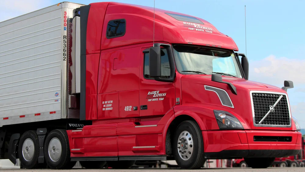 FlowBelow | Tractor AeroKit™ Aerodynamic System