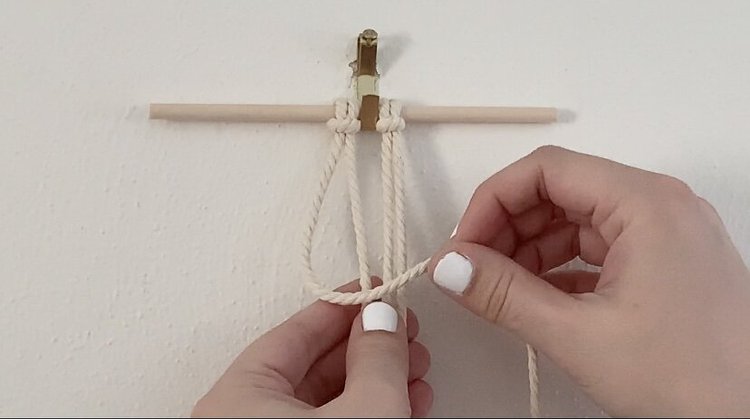 3 Basic Macramé Knots & How To Use Them — Mrs. Scrib