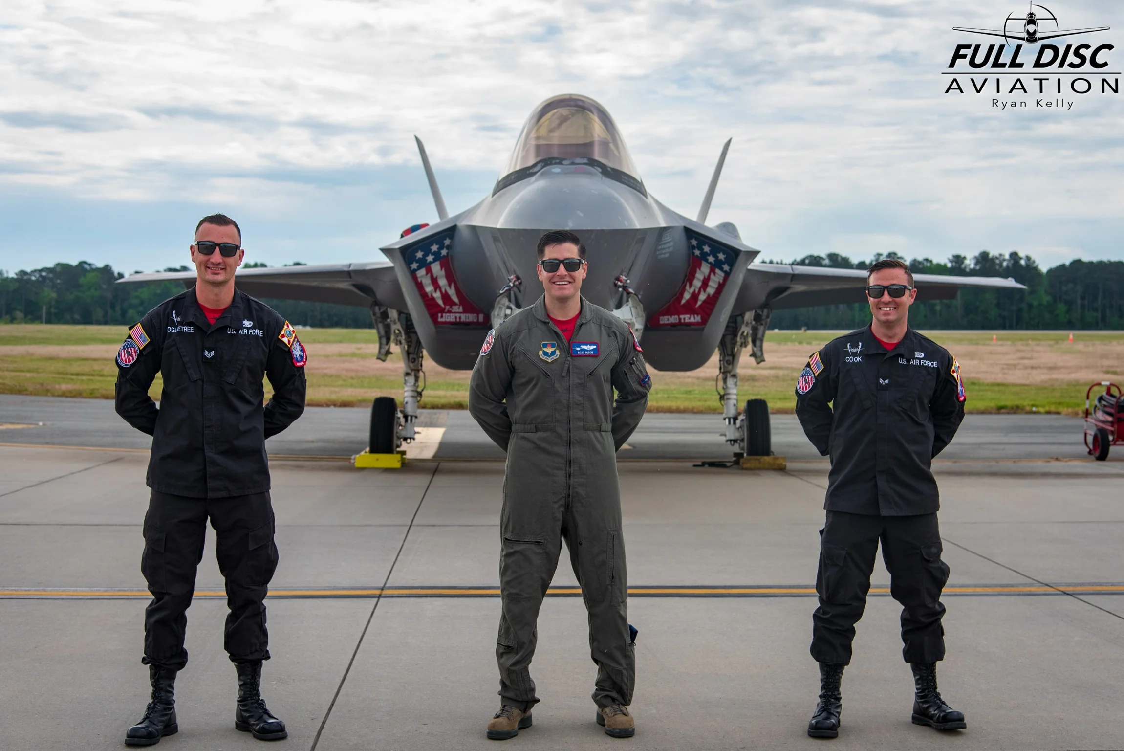 USAF F-35 Lightning II Demonstration Team — Full Disc Aviation ...
