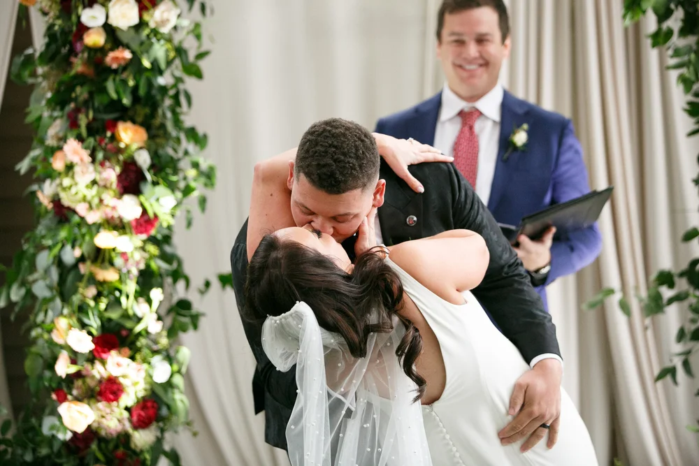 Stephanie + Tim: Meaningful, Cozy, Backyard Chicago Wedding — Olive ...