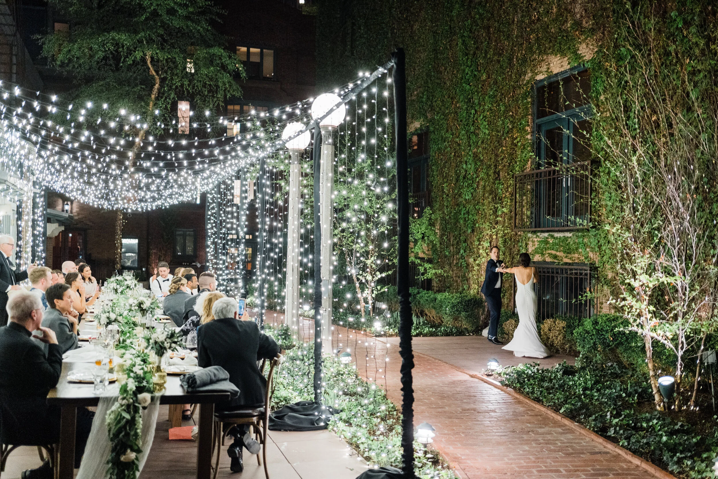 Colleen + Greg: Intimate, Meaningful, Magical Chicago Wedding — Olive ...