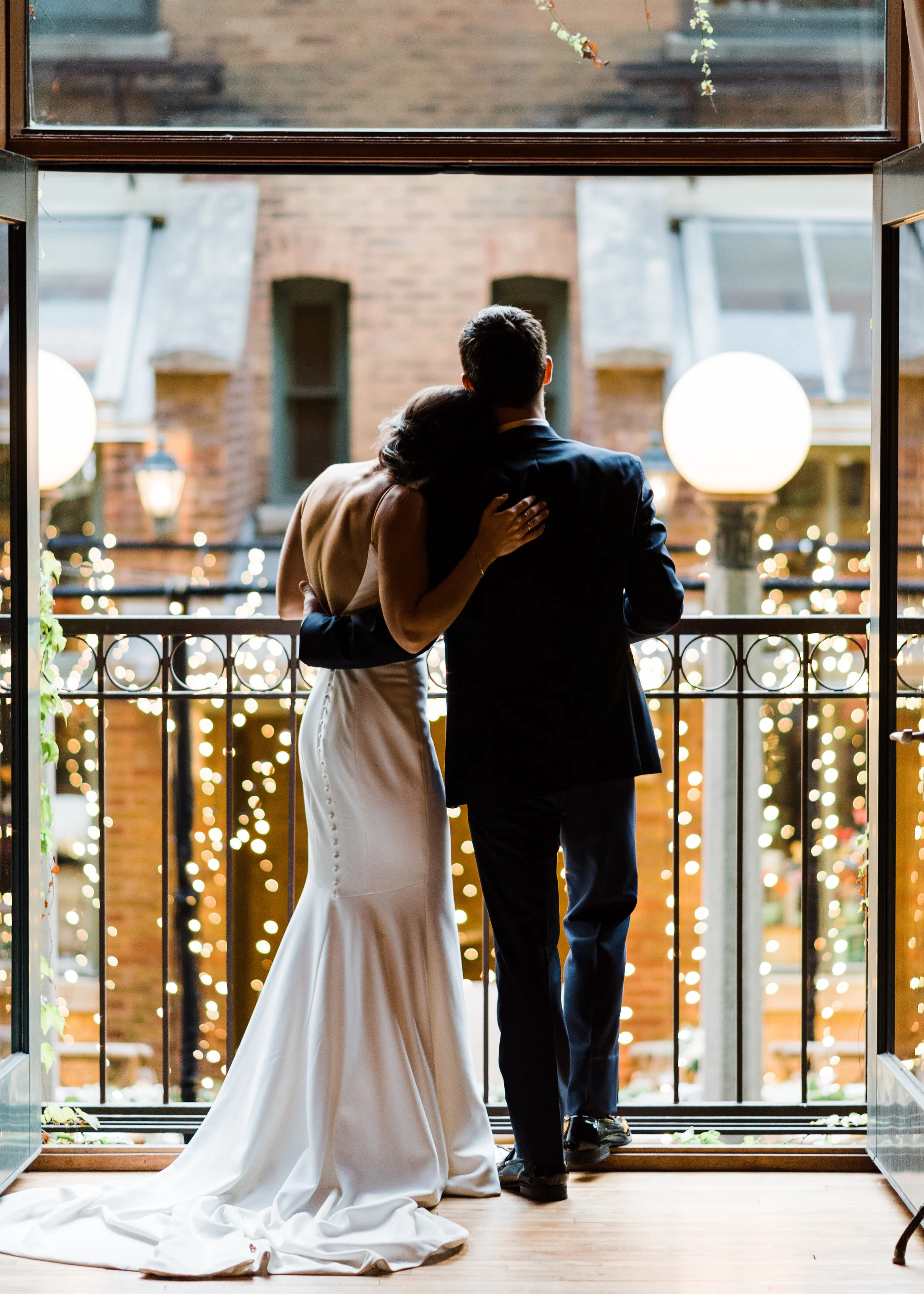 Colleen + Greg: Intimate, Meaningful, Magical Chicago Wedding — Olive ...