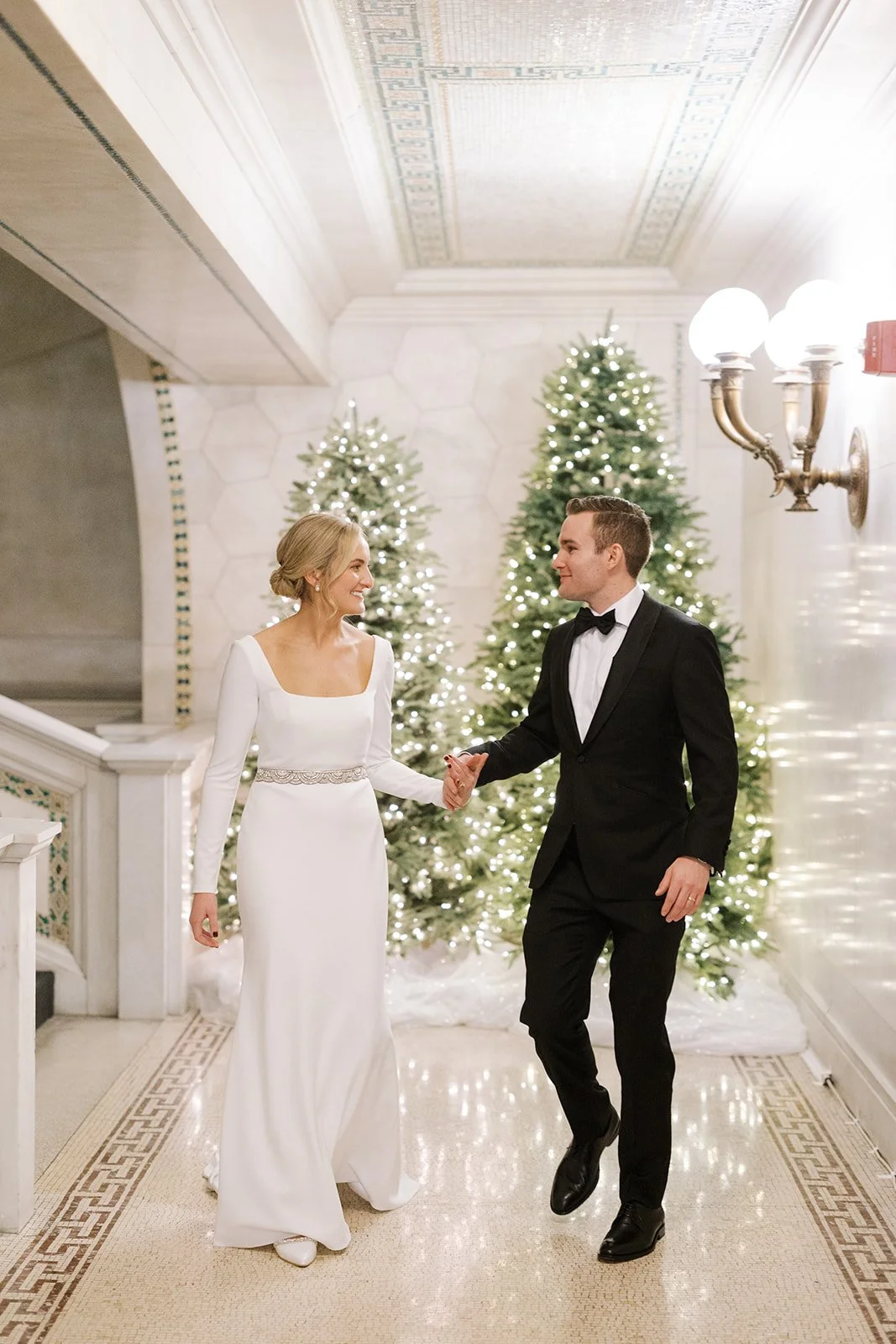 Lisa + Bob: Festive, Classic, Cozy Winter Wedding — Olive Fine Weddings ...