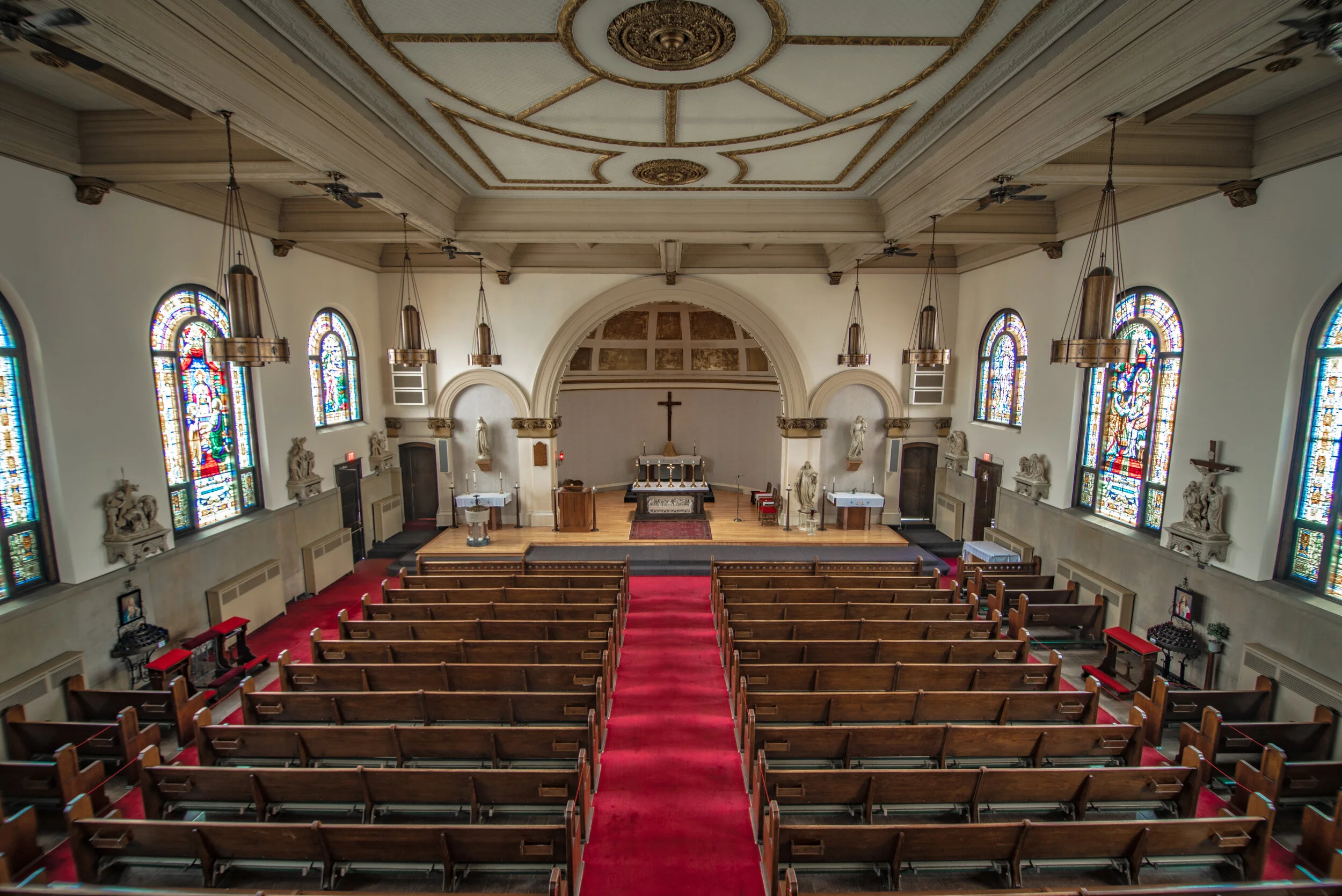 Holy Cross Catholic Church