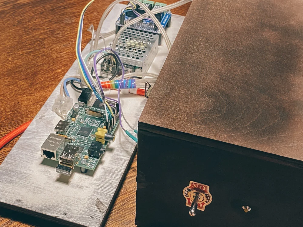 POWERSTALLY is a fully DIY Plug-and-Play Tally Light for OBS Studio ...