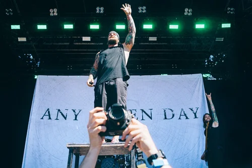 Stage pit etiquette and tips for concert photographers — ANDREW B. POWERS