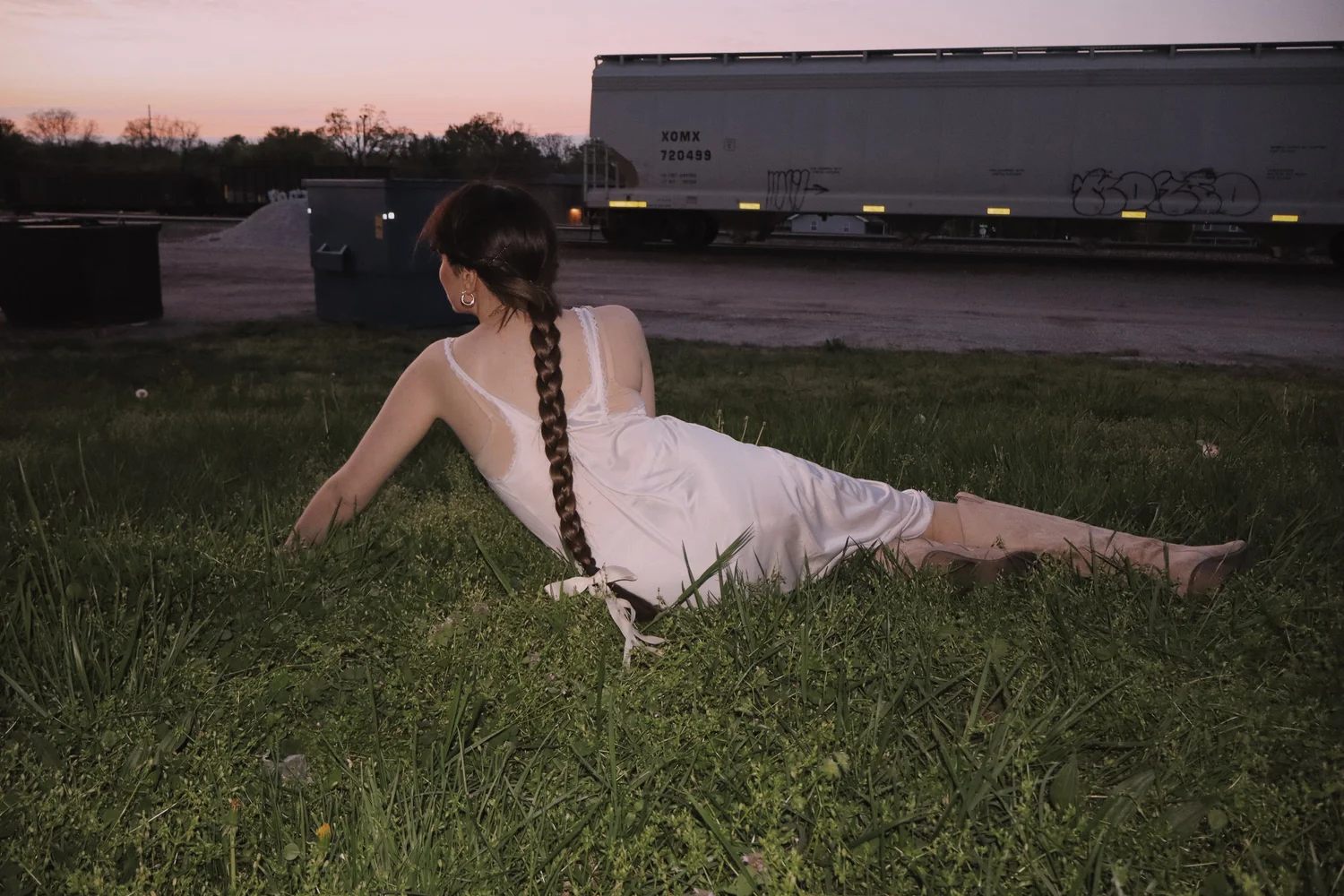 Midwestern Gothic: How Ethel Cain Reinvented Regional Aesthetics ...