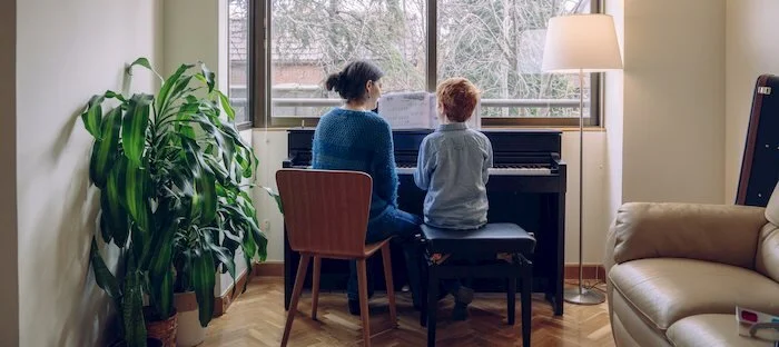 Your guide to buying a piano - PLUK - pianolessonsuk