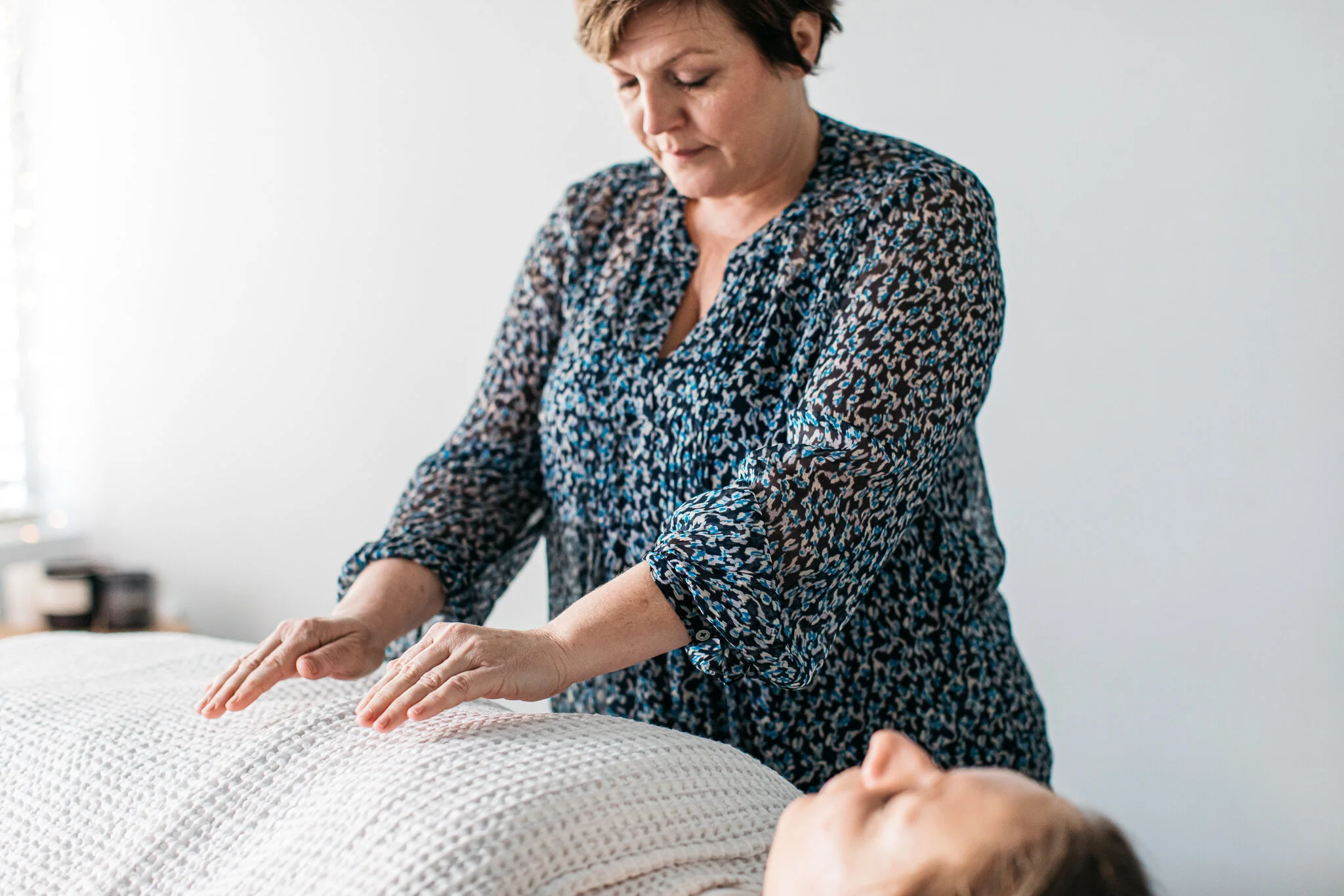 Everything You Need To Know About Reiki Energy Healing — The Light ...