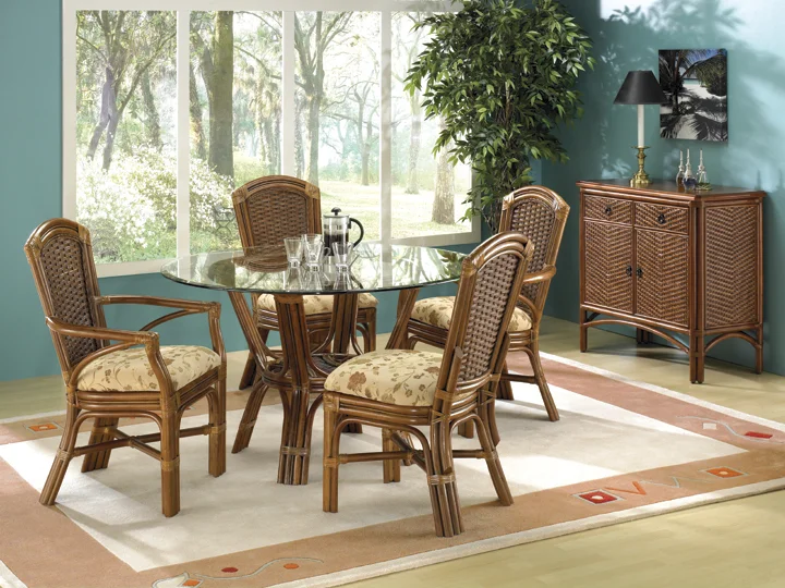 The Wickertree Patio Plus | Duncan, BC