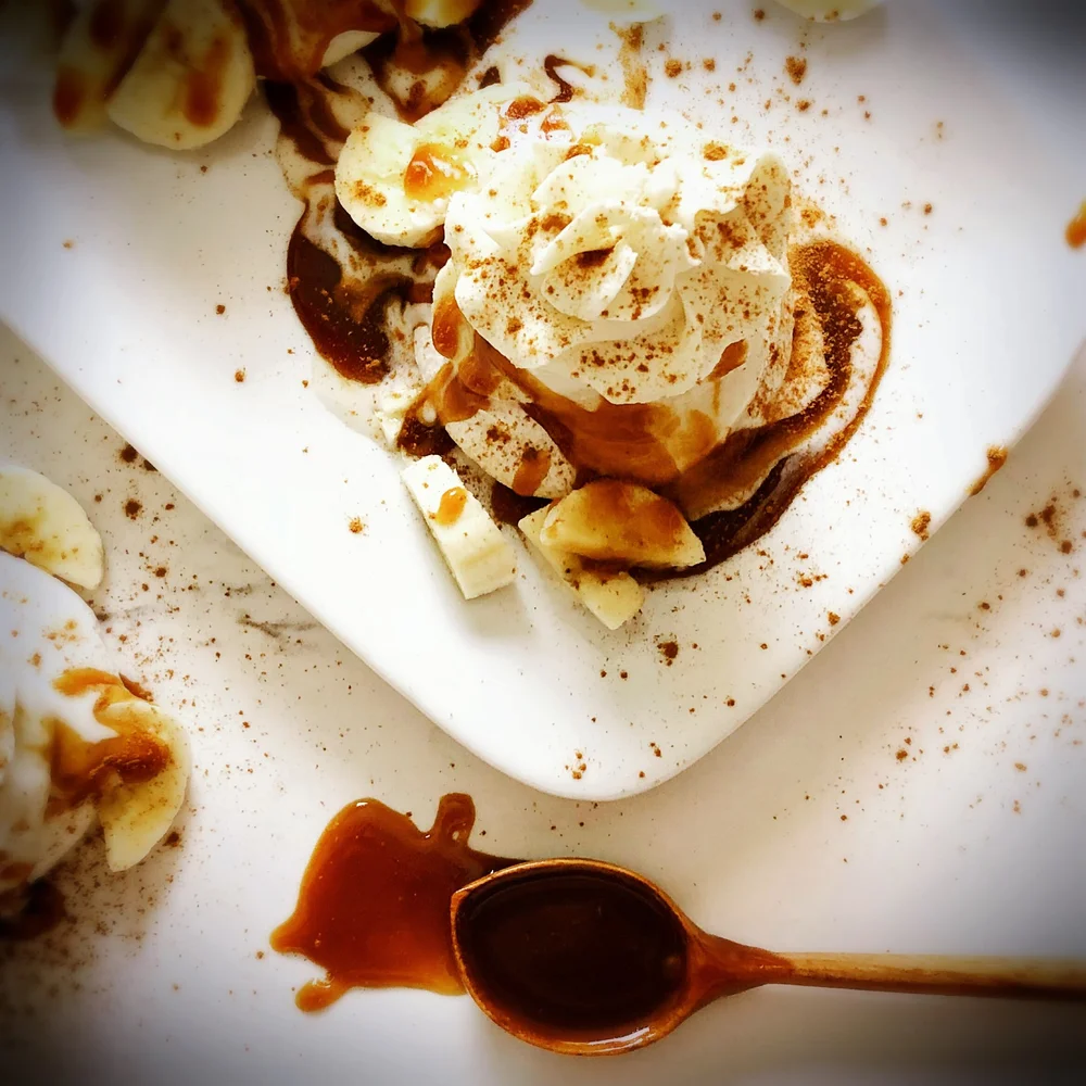 CARAMEL & SPICE PAVLOVA — the honest spoon