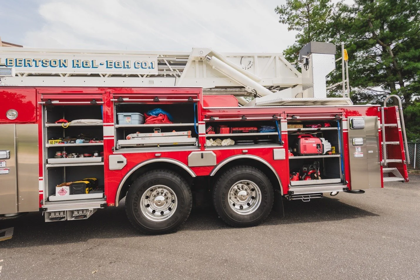 Current Apparatus — Albertson H & L, E & H, Co. No. 1