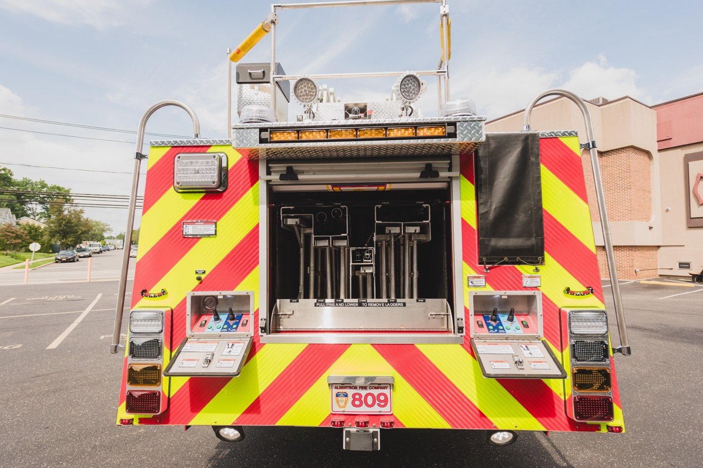 Current Apparatus — Albertson H & L, E & H, Co. No. 1