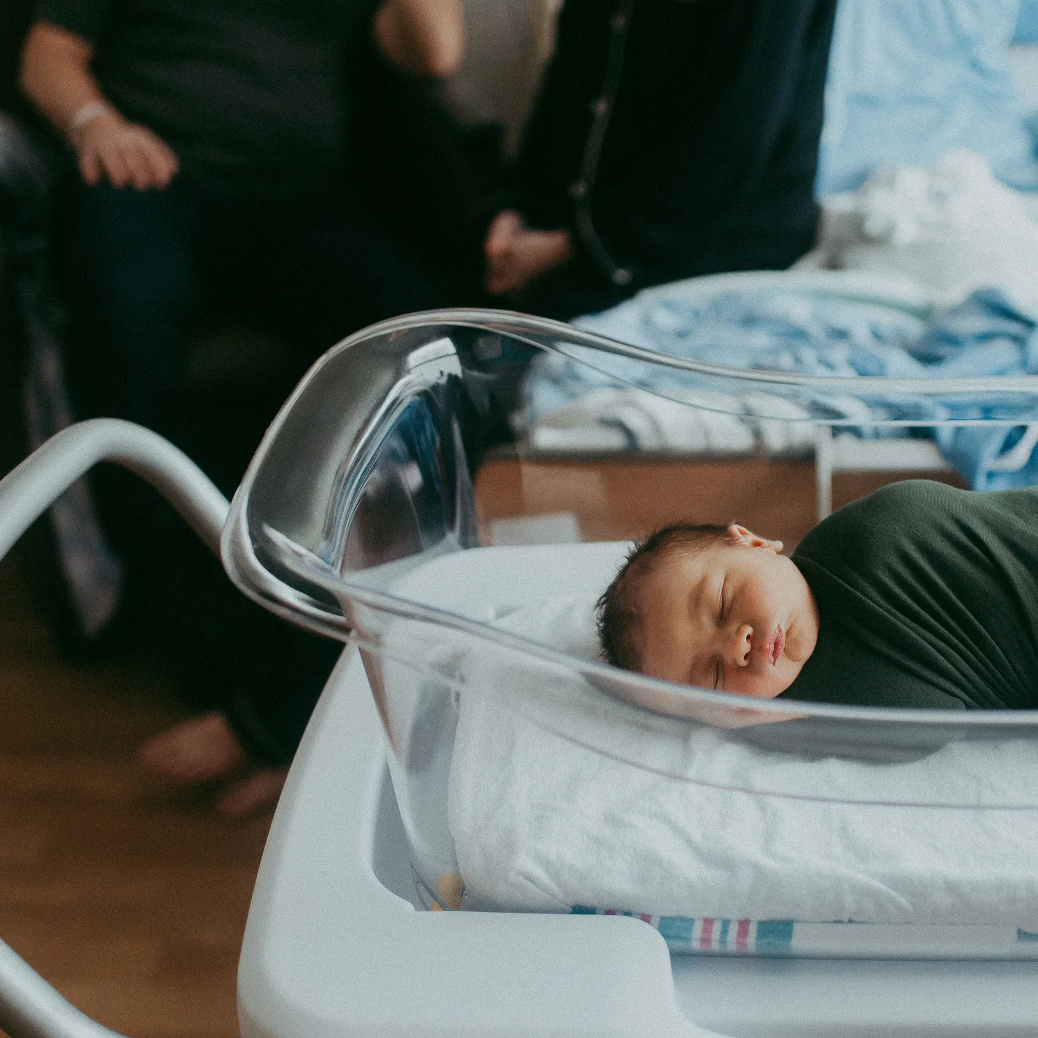 KELOWNA NEWBORN + FAMILY PHOTOGRAPHER — KELOWNA NEWBORN + FAMILY ...