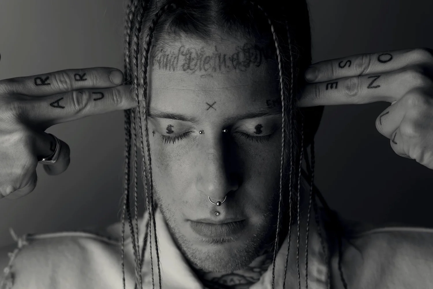 BOOK RAPPER TOM MACDONALD — Allive Agency