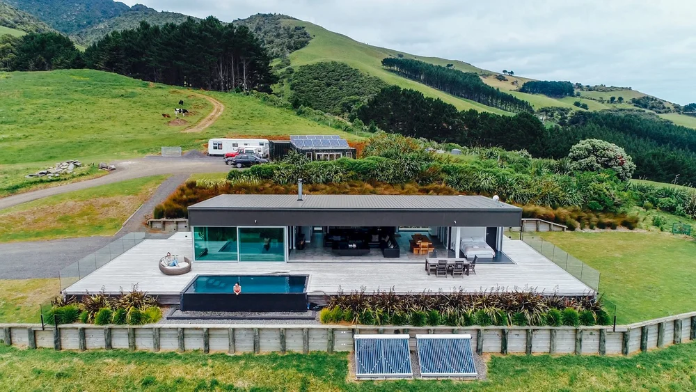 Gallery- Accommodation in raglan-luxury bach in raglan, NZ