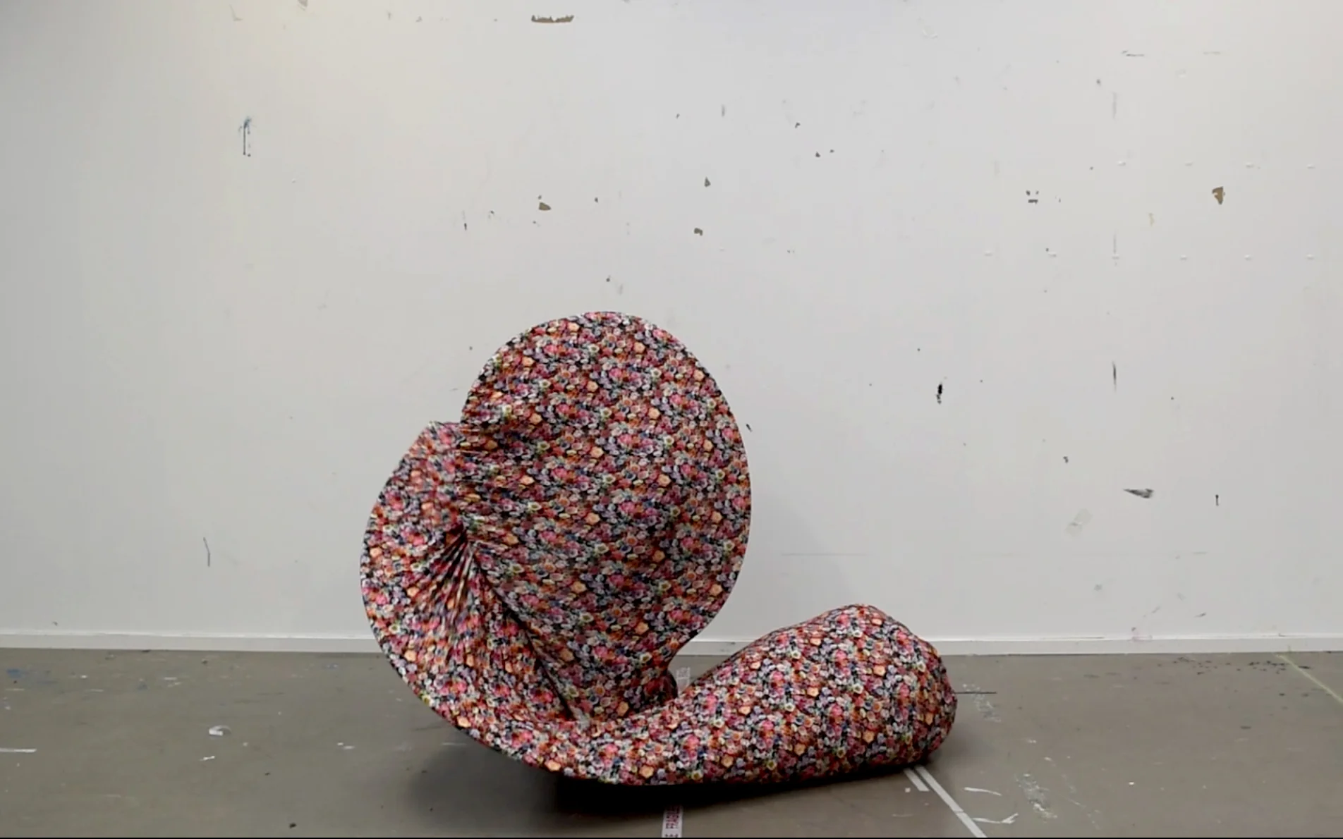 Formless — Body and Space Research Lab