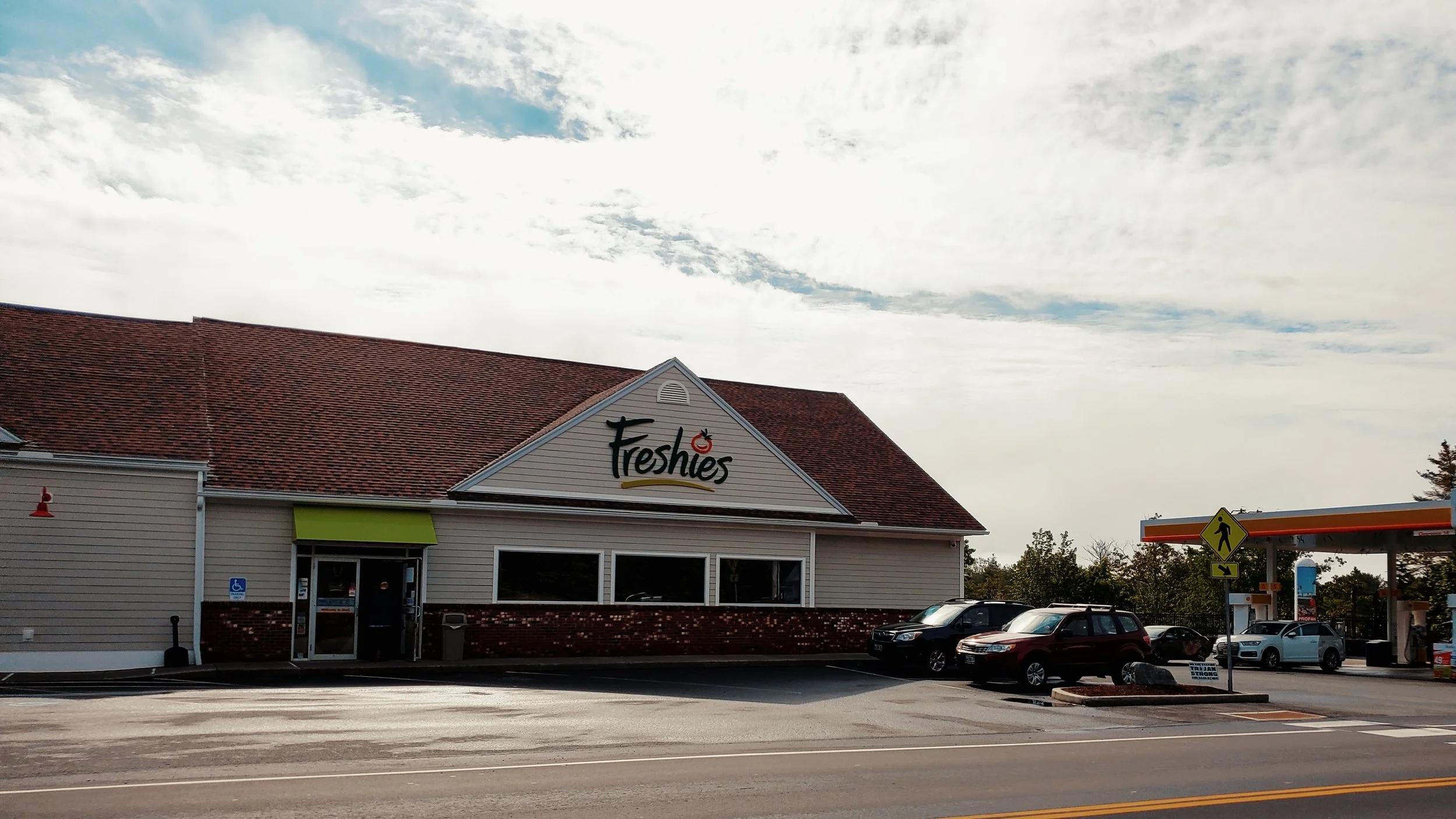 Freshies Deli - Looking for a new career? Look no further!