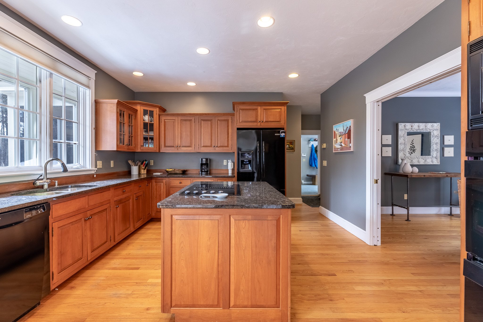 98 Mystic Drive, Norwich VT — Pierce McLaughry Group