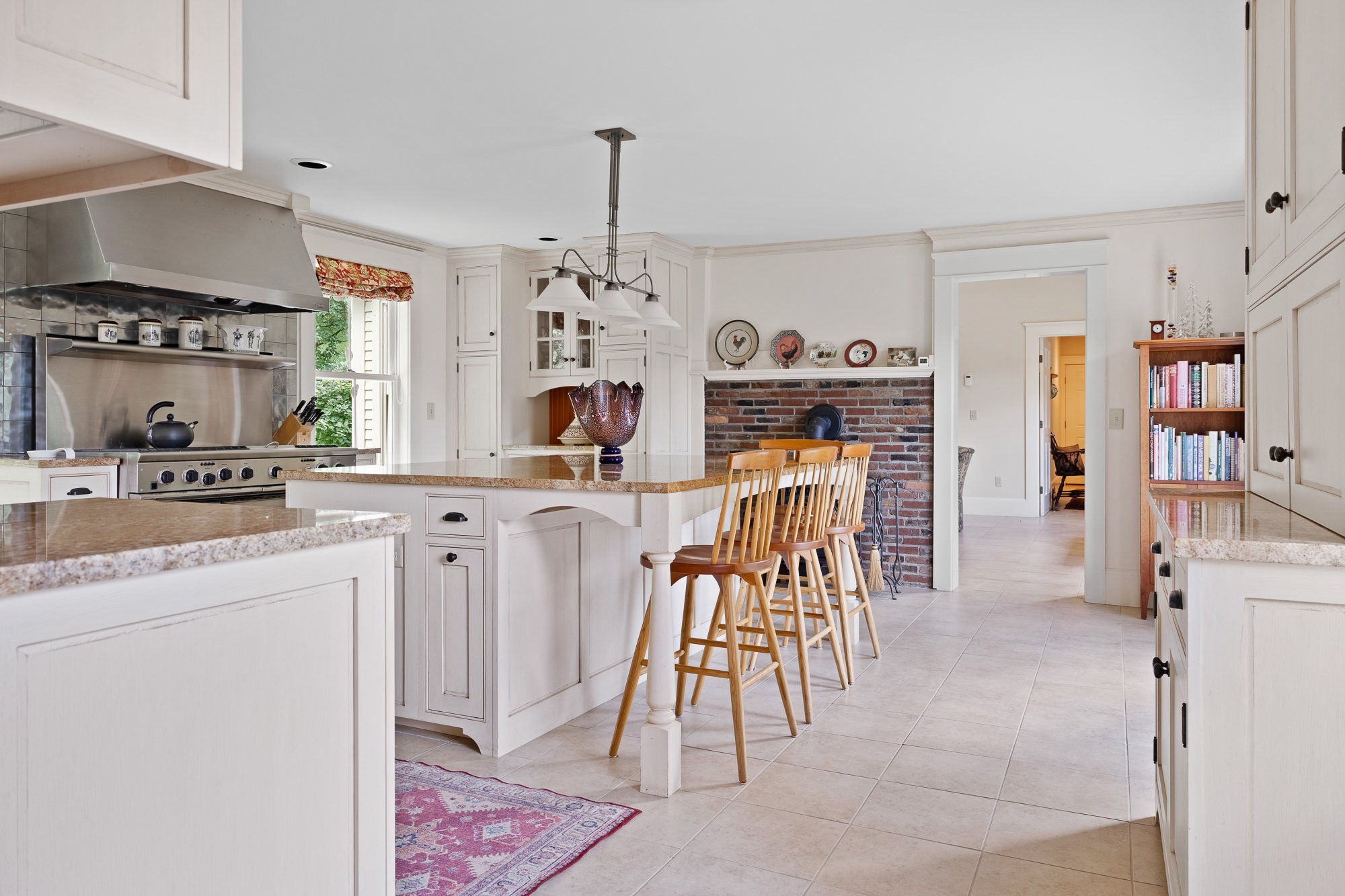 325 Whitney Hill Road, Sharon VT — Pierce McLaughry Group
