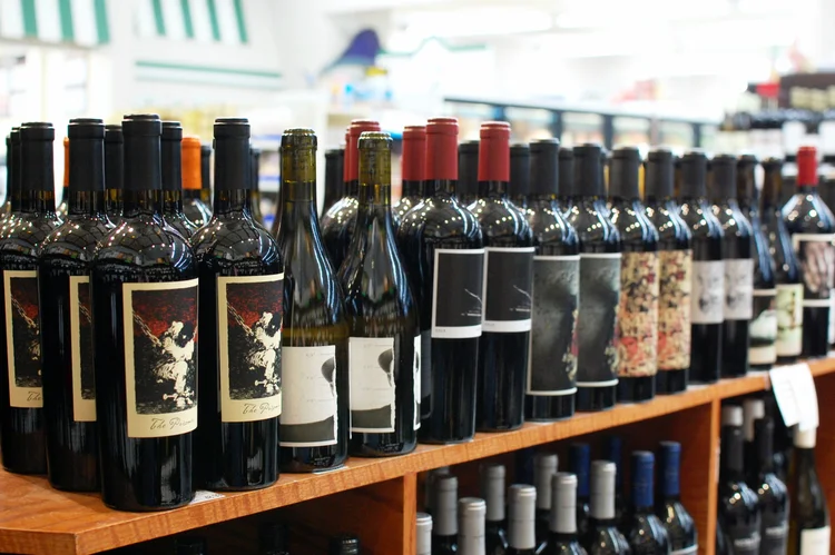 Bryson's Food Store — Departments-Wine-Grocery-Deli