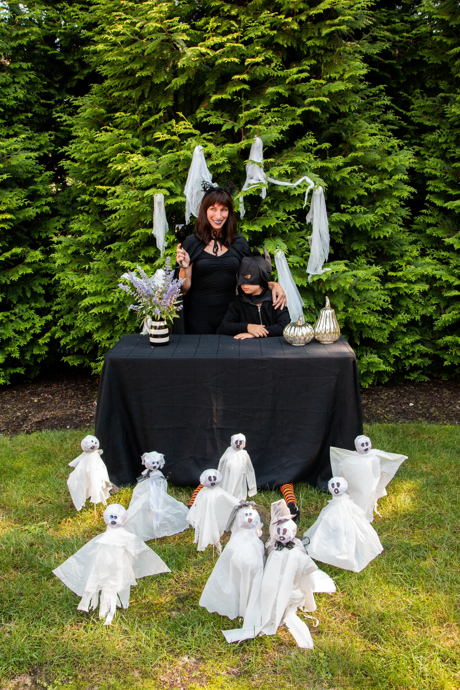 DIY Halloween Ghosts — Little Miss Party