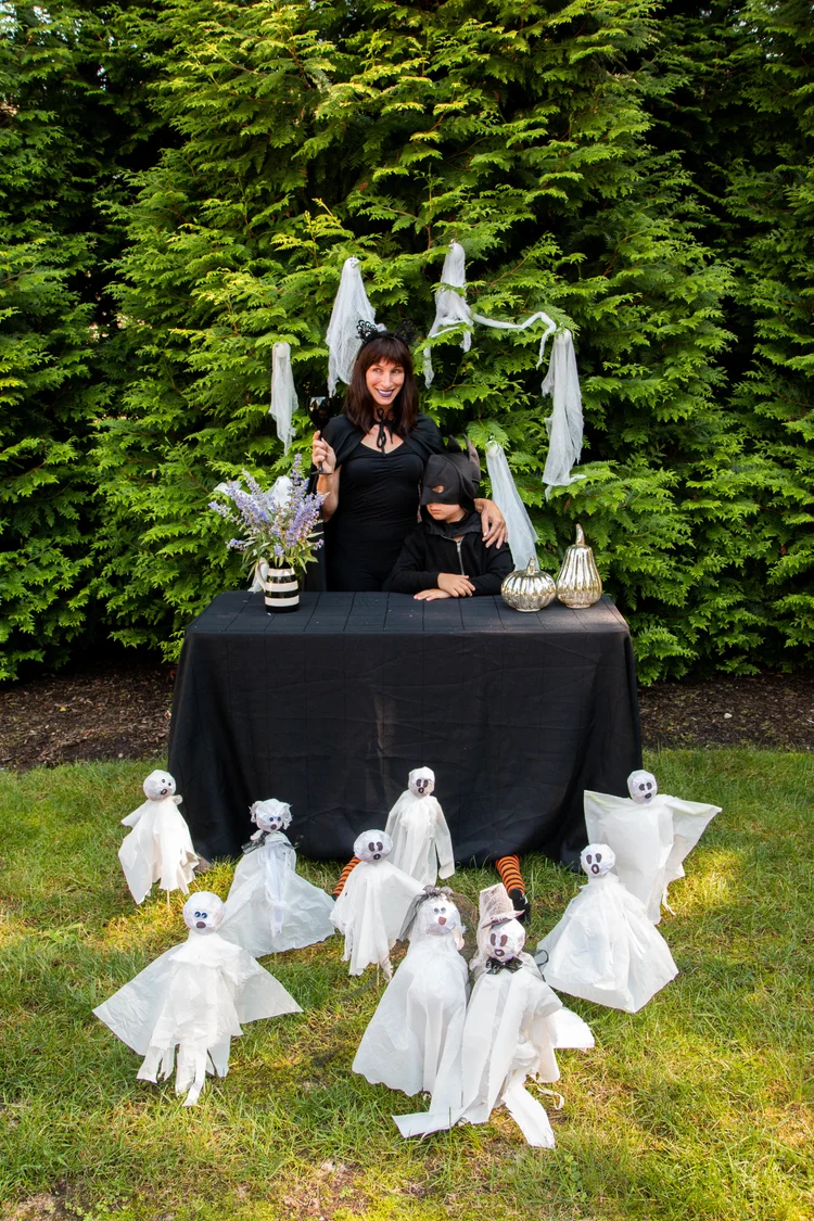 DIY Halloween Ghosts — Little Miss Party