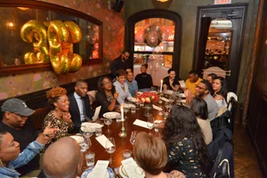 Tips for Dining in Large Groups | Dom N' The City