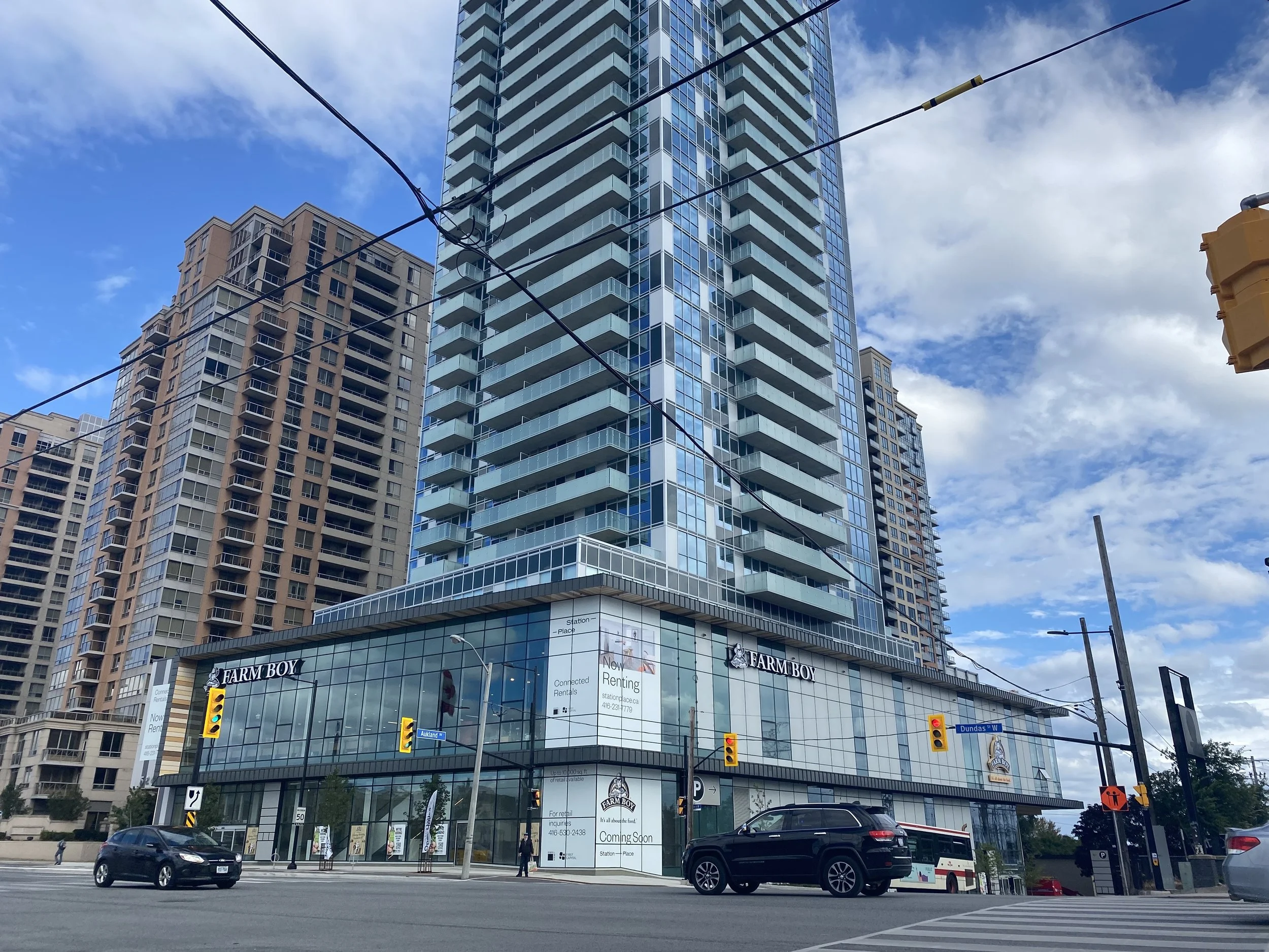 station place — main + main