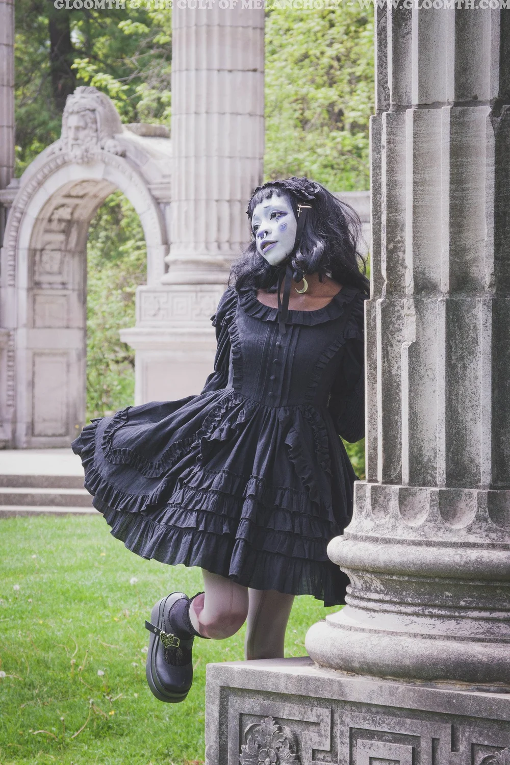 Gloomth Victorian Grunge Fashion