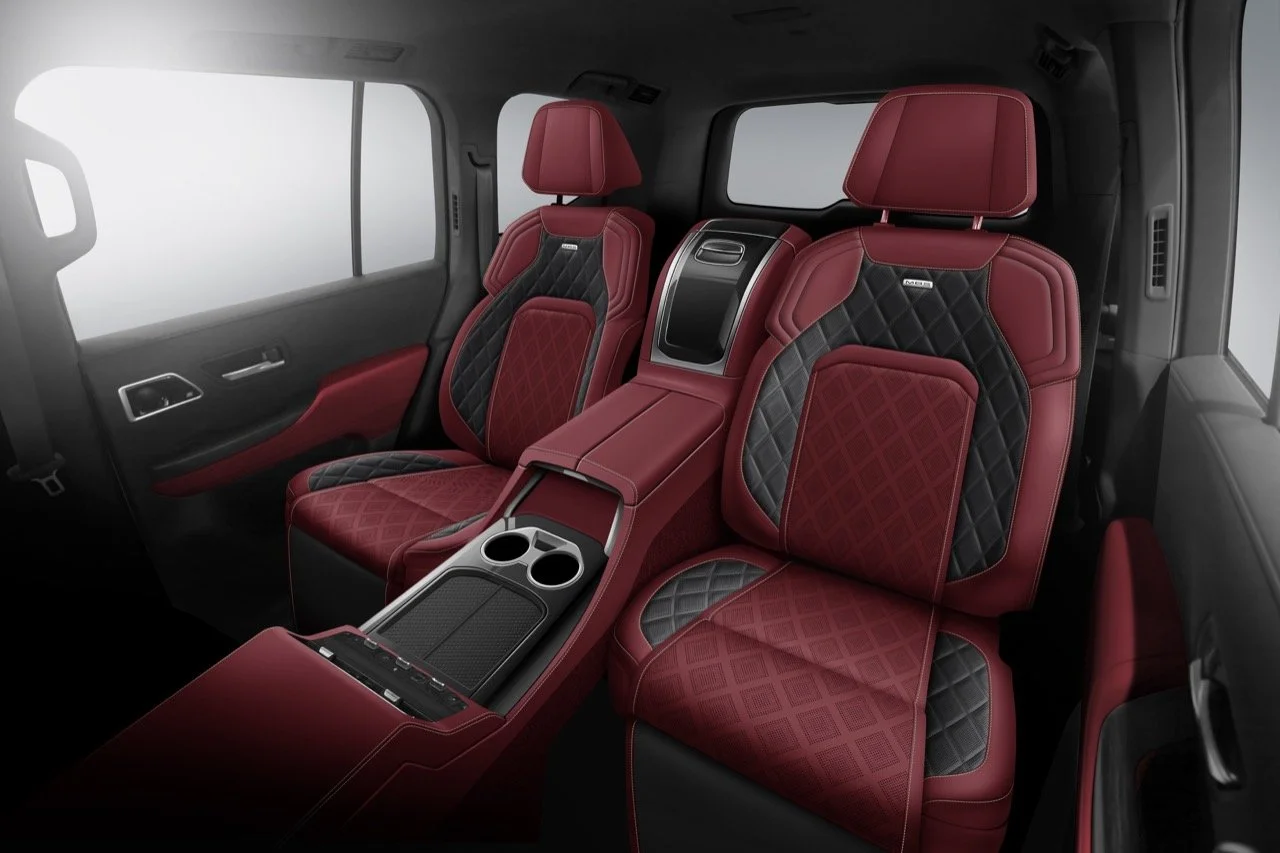 MBS Luxury VIP Edition Autobiography Seats for the Toyota Land Cruiser ...