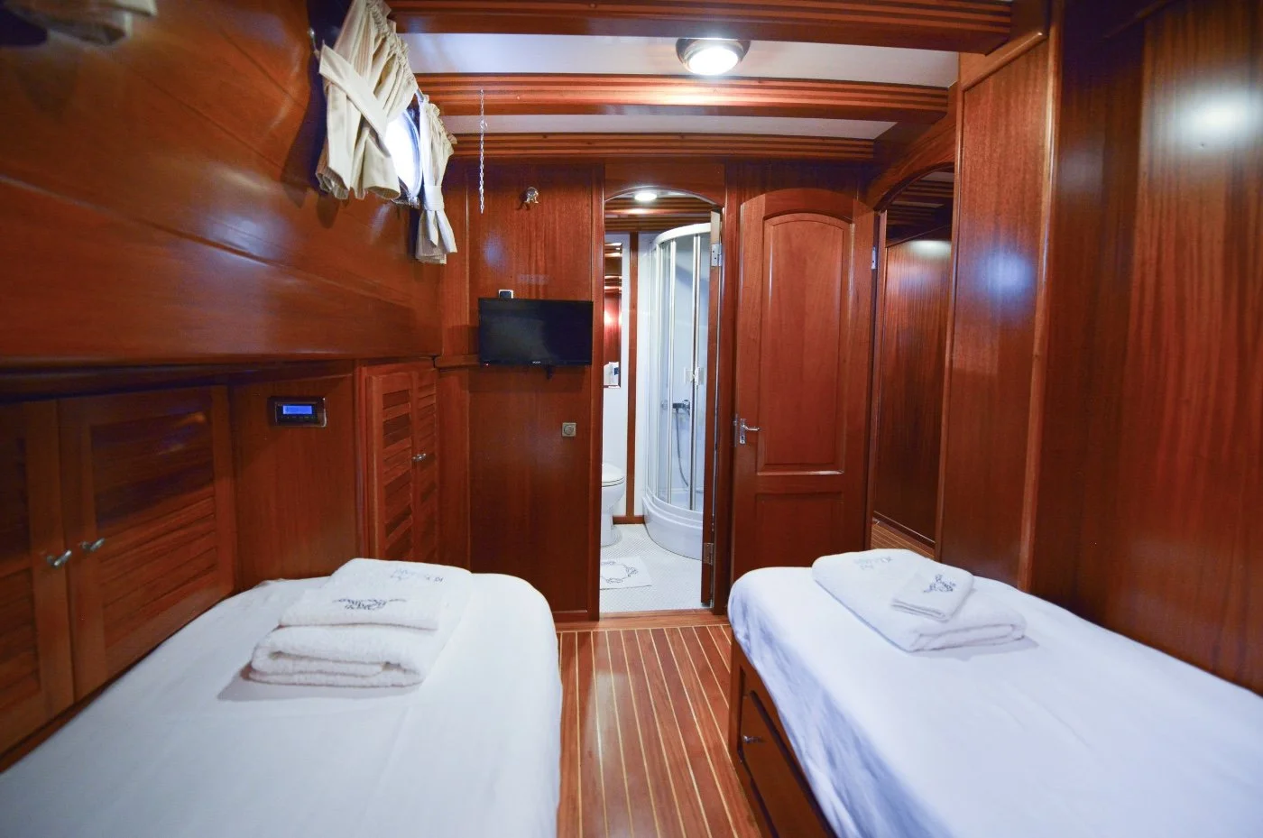 Ros Mare Deluxe Gulet with 4 cabins in Turkey — Blue Cruise - The Gulet ...