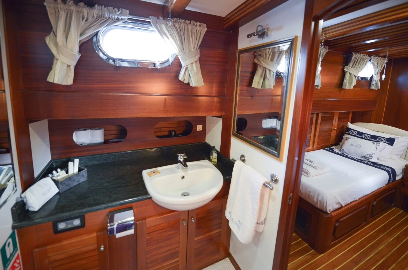 Ros Mare Deluxe Gulet with 4 cabins in Turkey — Blue Cruise - The Gulet Specialists