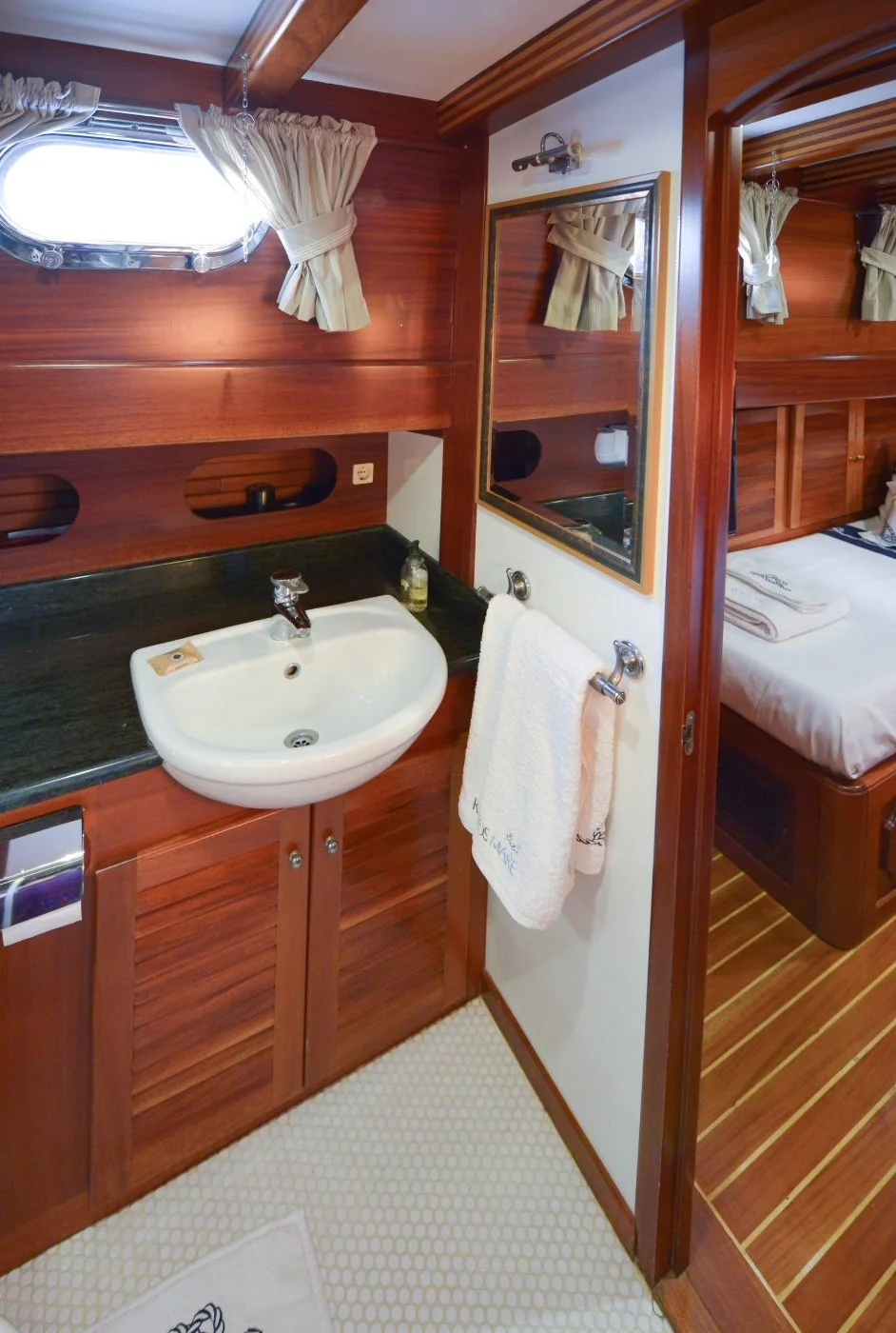 Ros Mare Deluxe Gulet with 4 cabins in Turkey — Blue Cruise - The Gulet Specialists