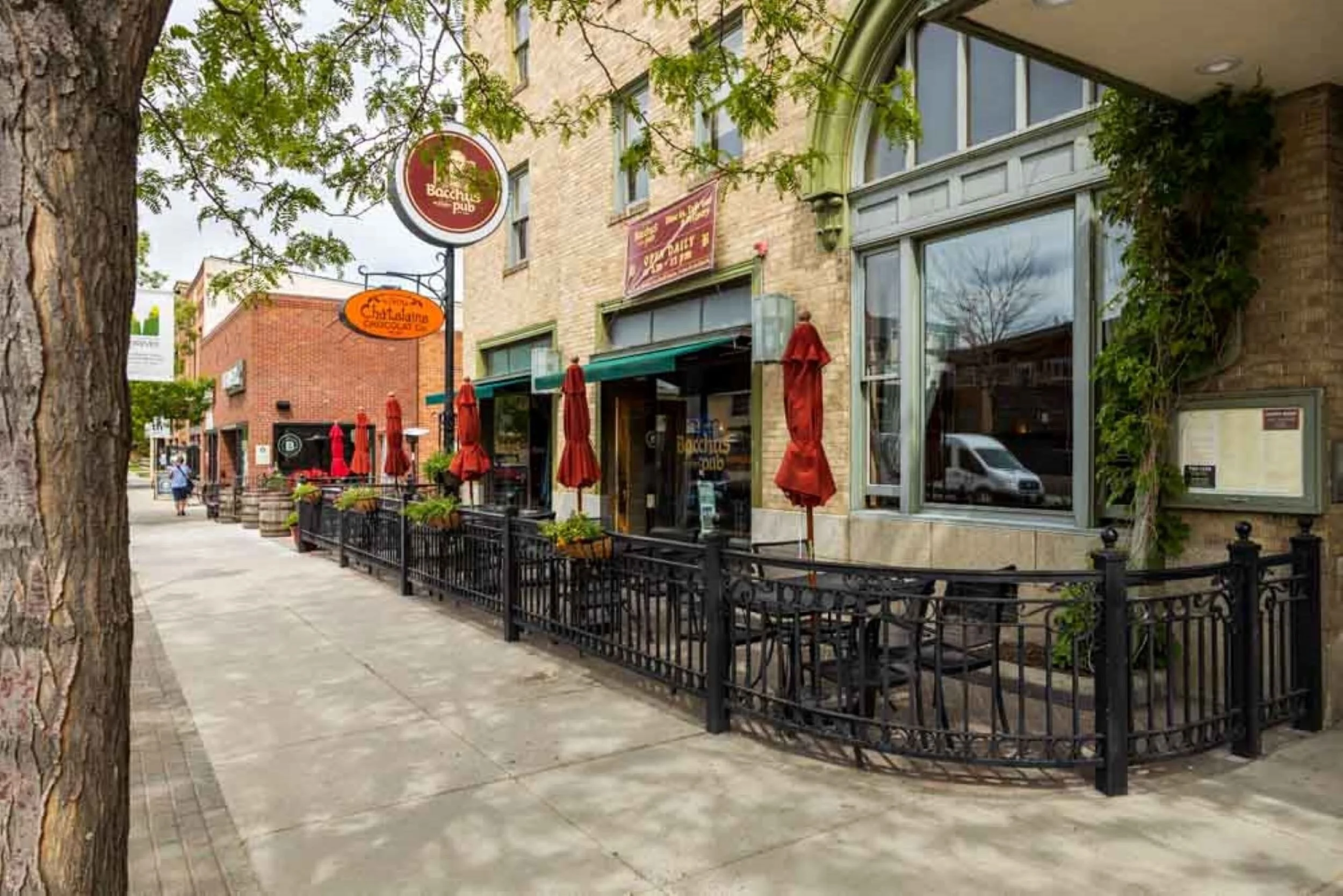 Historic Bacchus Pub