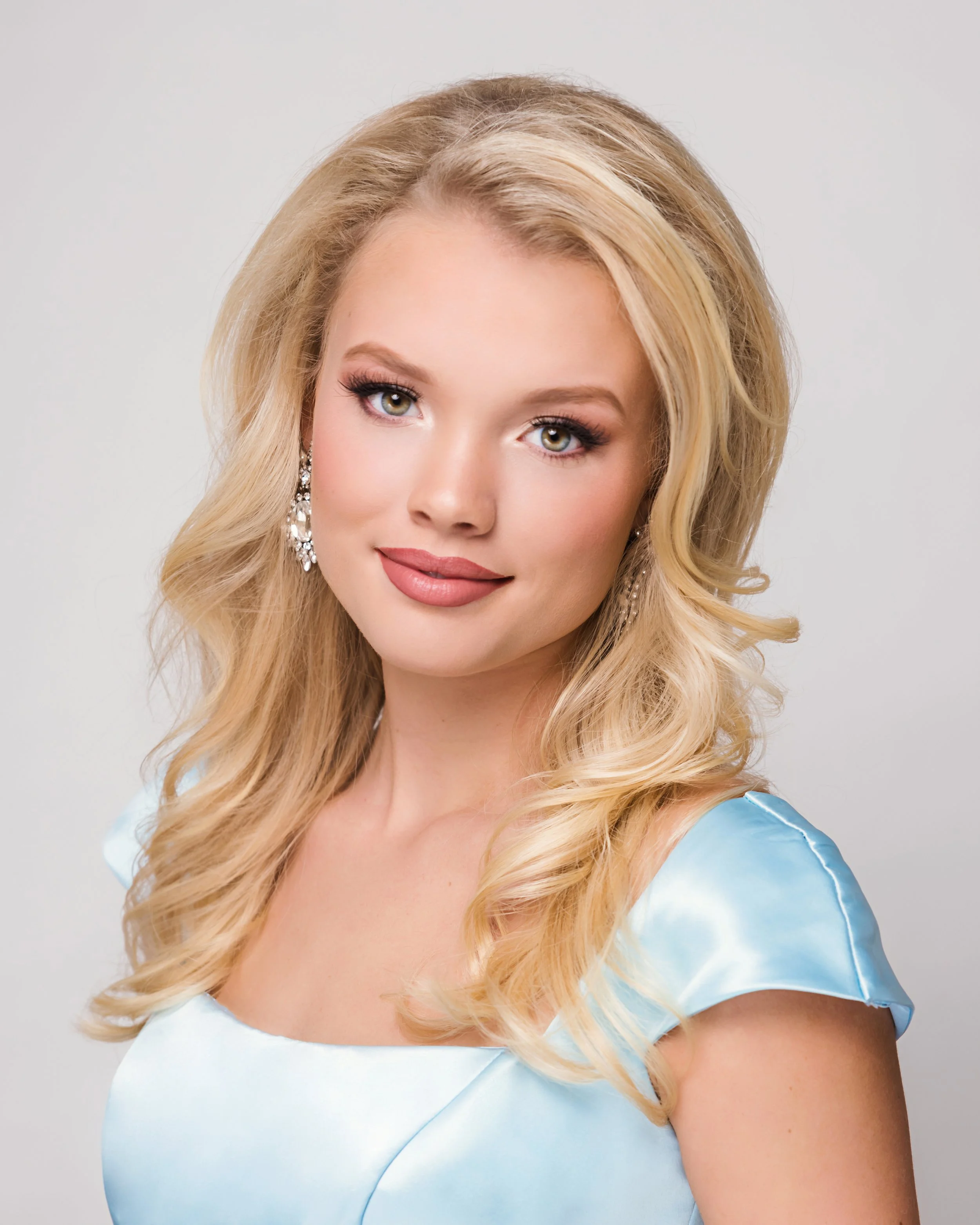 Lauren Beesley Photography | Auburn • Opelika | Headshots • Senior ...