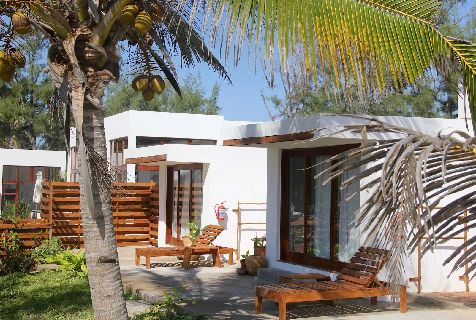 Tofo Beach Accommodation · Liquid Dive Adventures