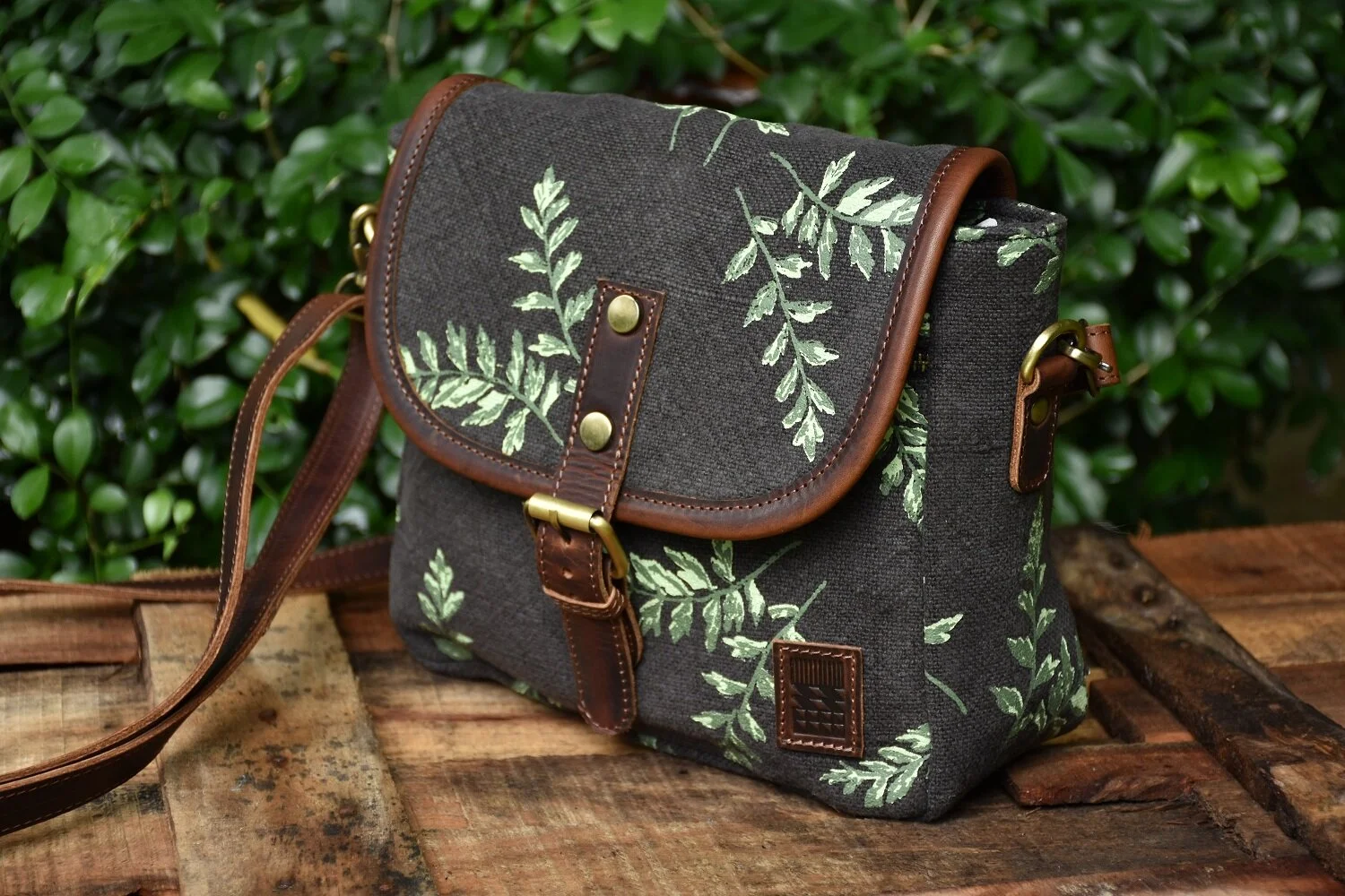 Messengers & slings — The Burlap People