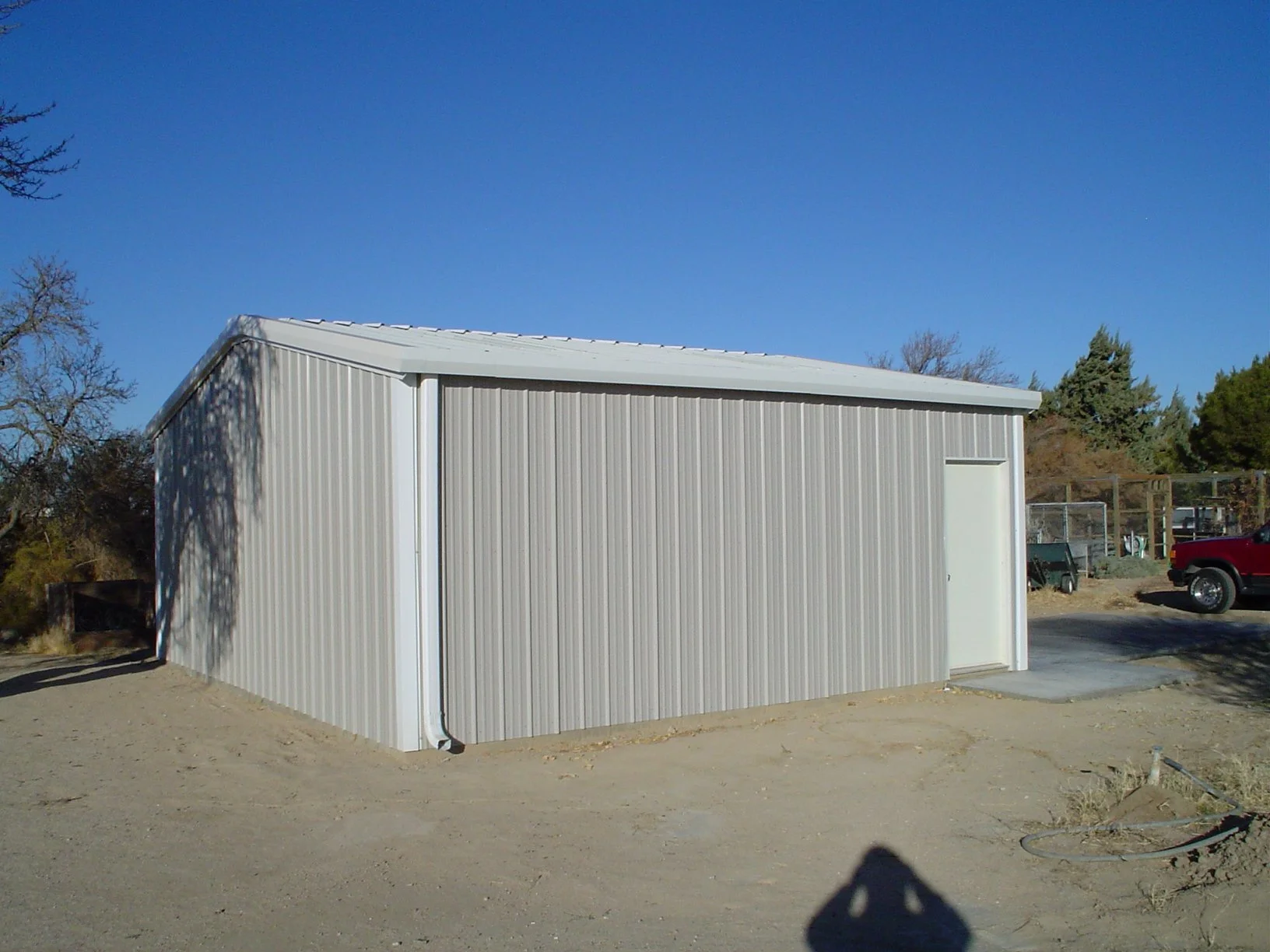 Metal Buildings — Metroll