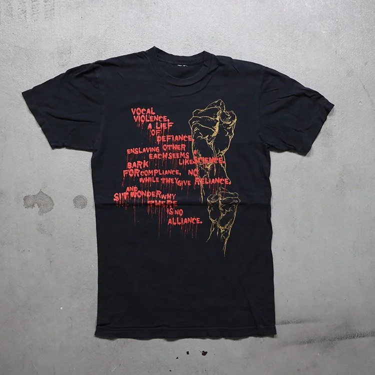 clothing that speaks