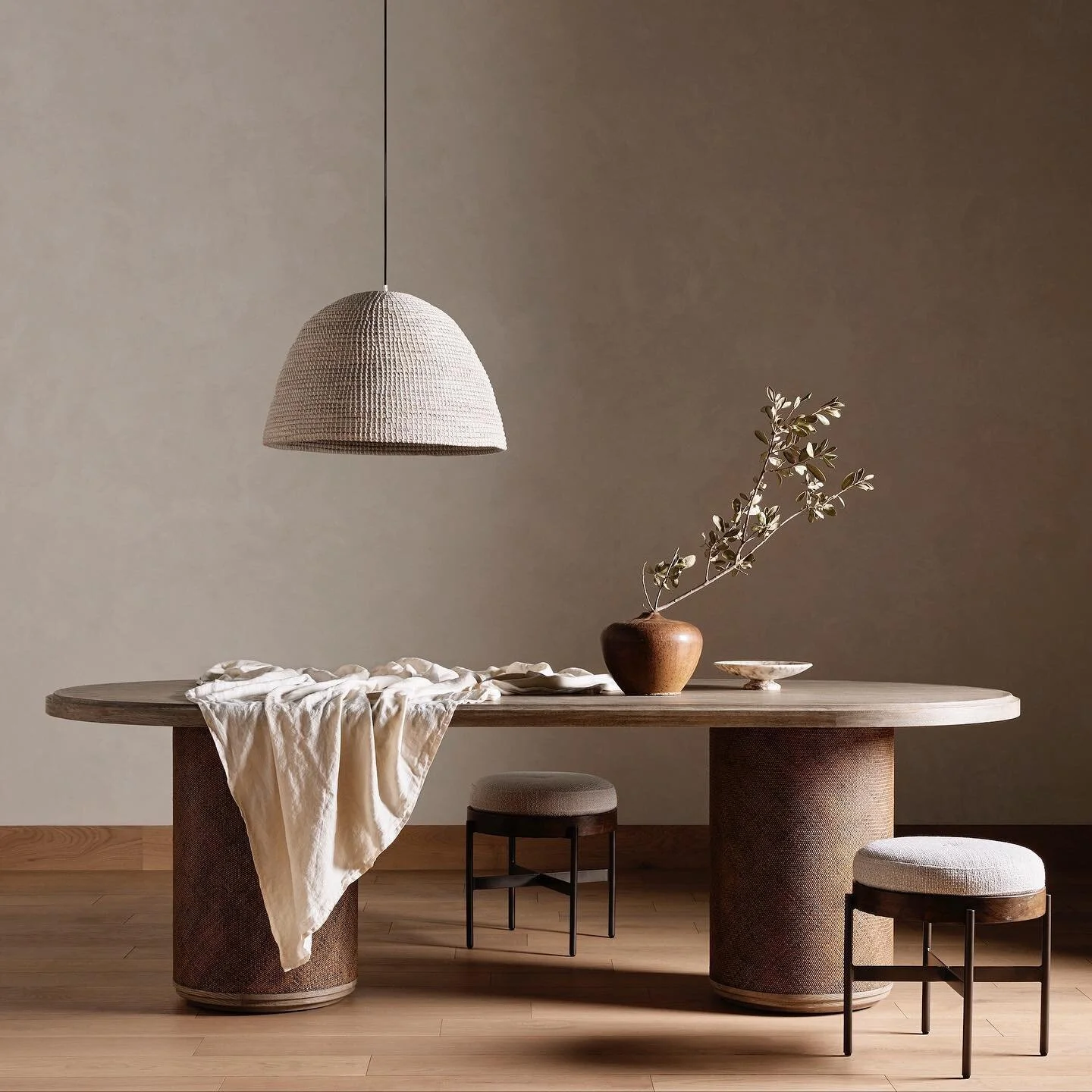 LOGAN REULET | STYLING & ART DIRECTION