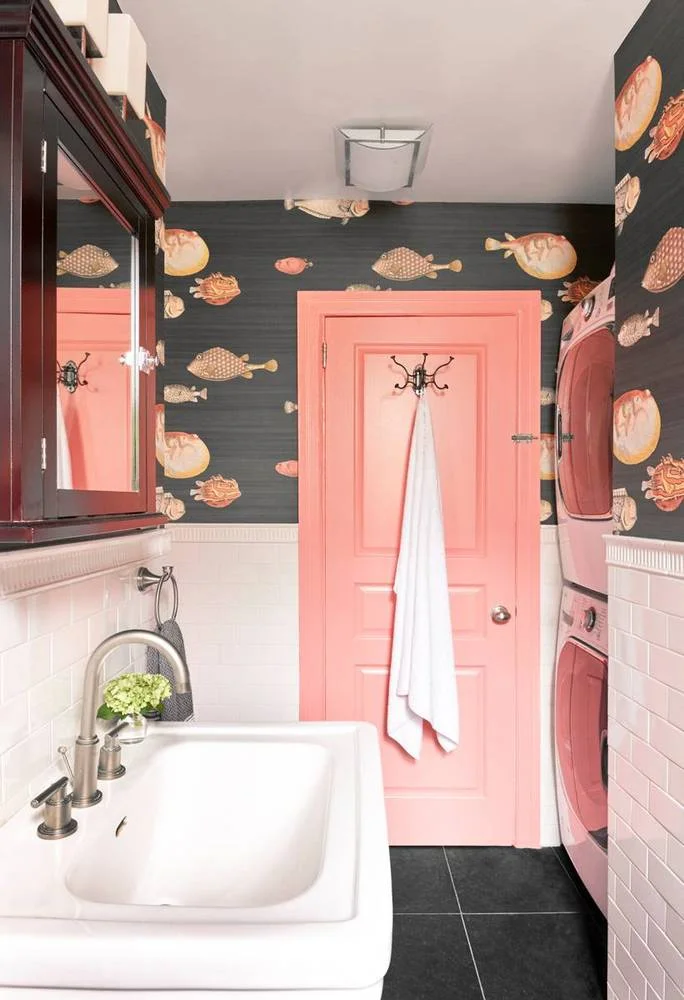 WOW Moment: 10 Bathroom Wallpapers That Did NOT Disappoint — Jostar ...
