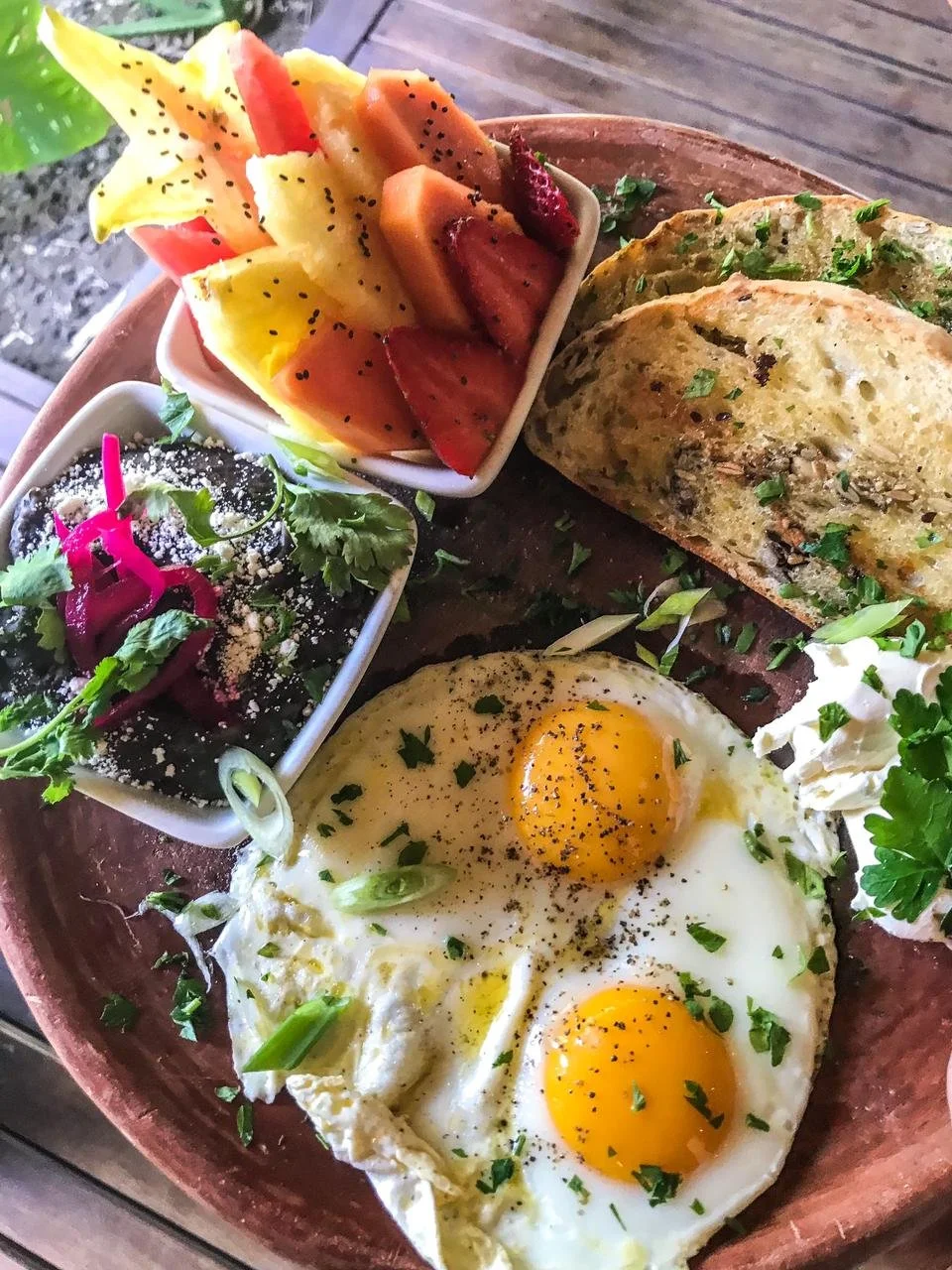 Restaurant & Bar — Swell