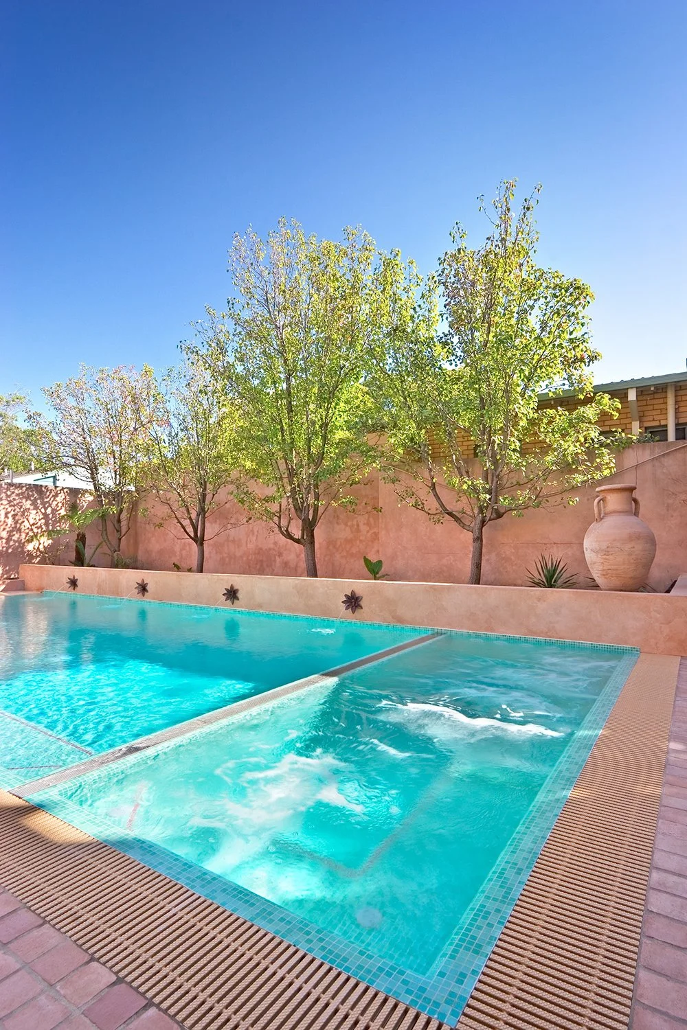 Pool Tiles | Italia Ceramics