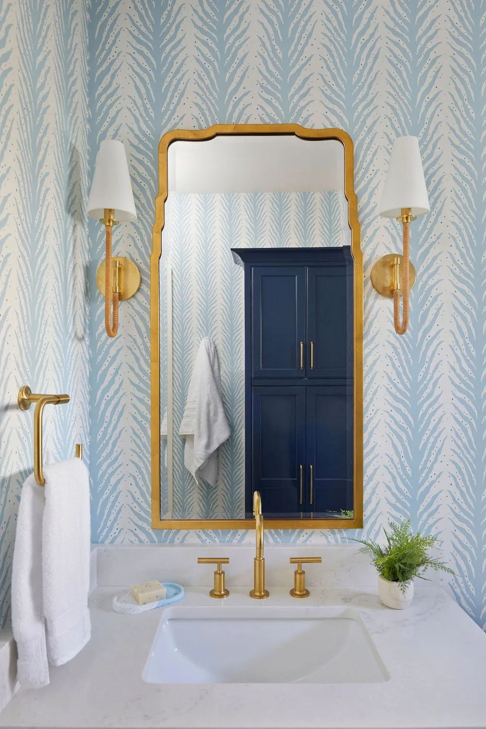 Premium Kitchen and Bathroom Lighting Fixtures for Your Home