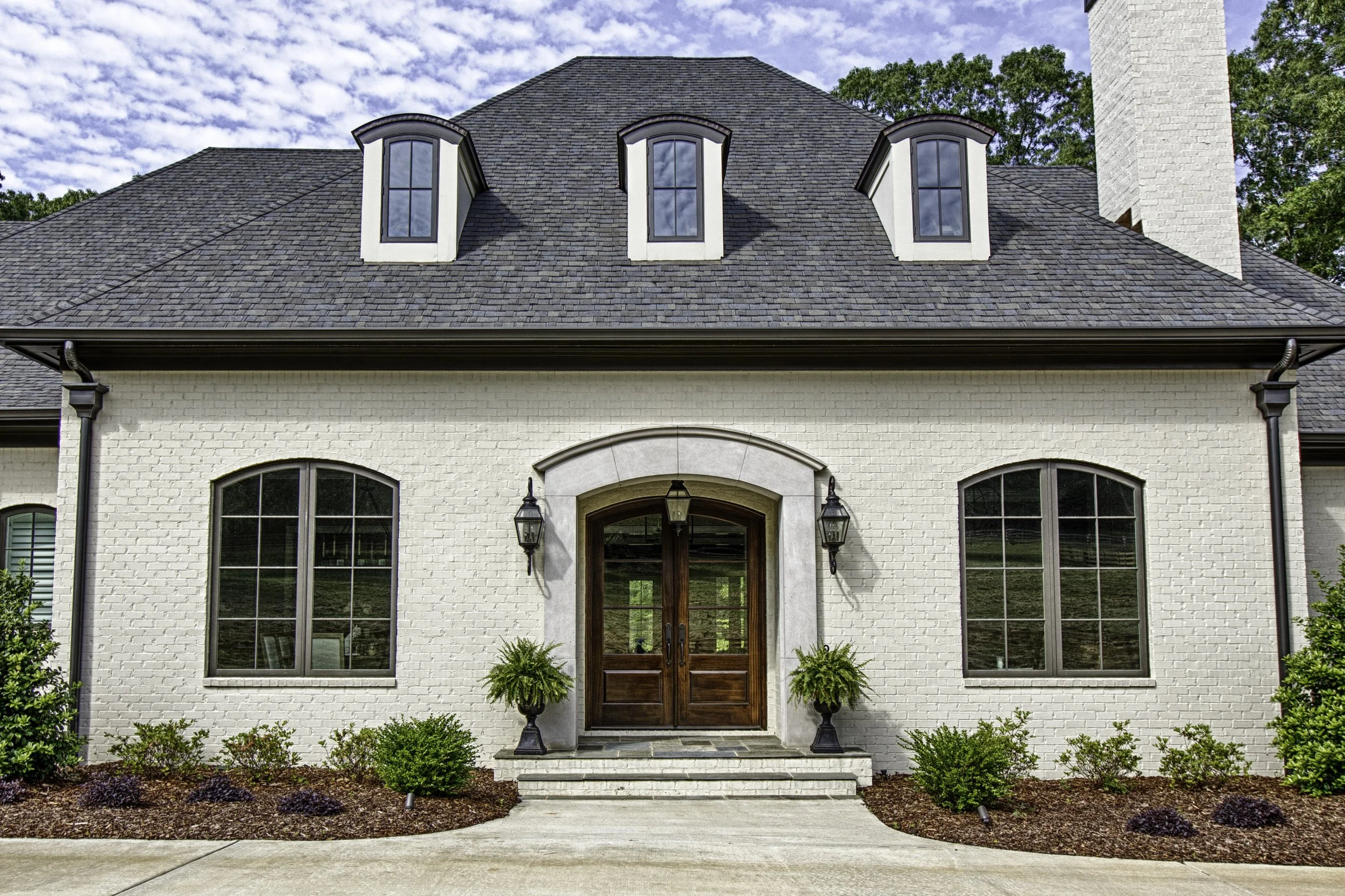 Sierra Pacific Windows vs Pella: An In-Depth Comparison