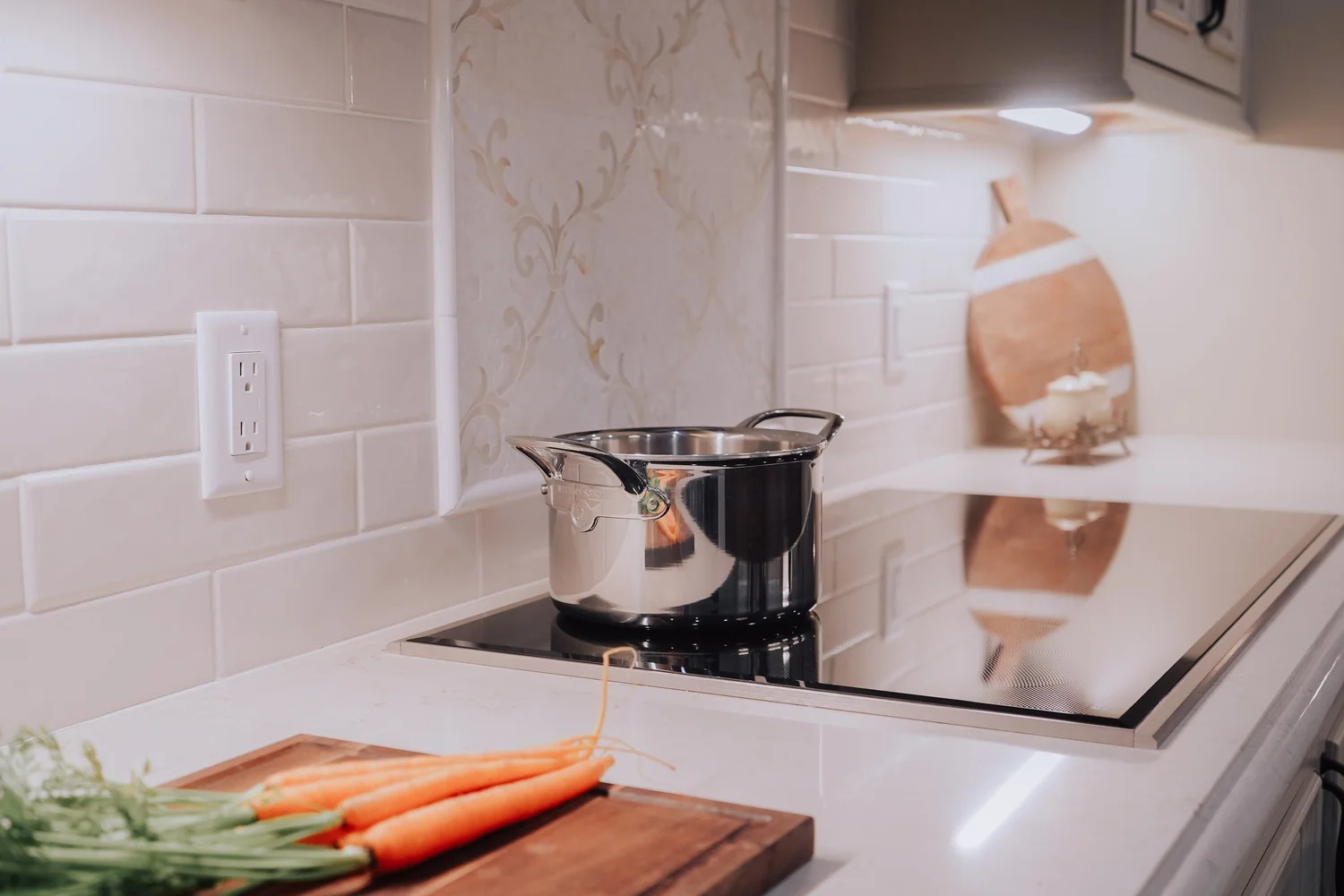 Premium Kitchen and Bathroom Lighting Fixtures for Your Home