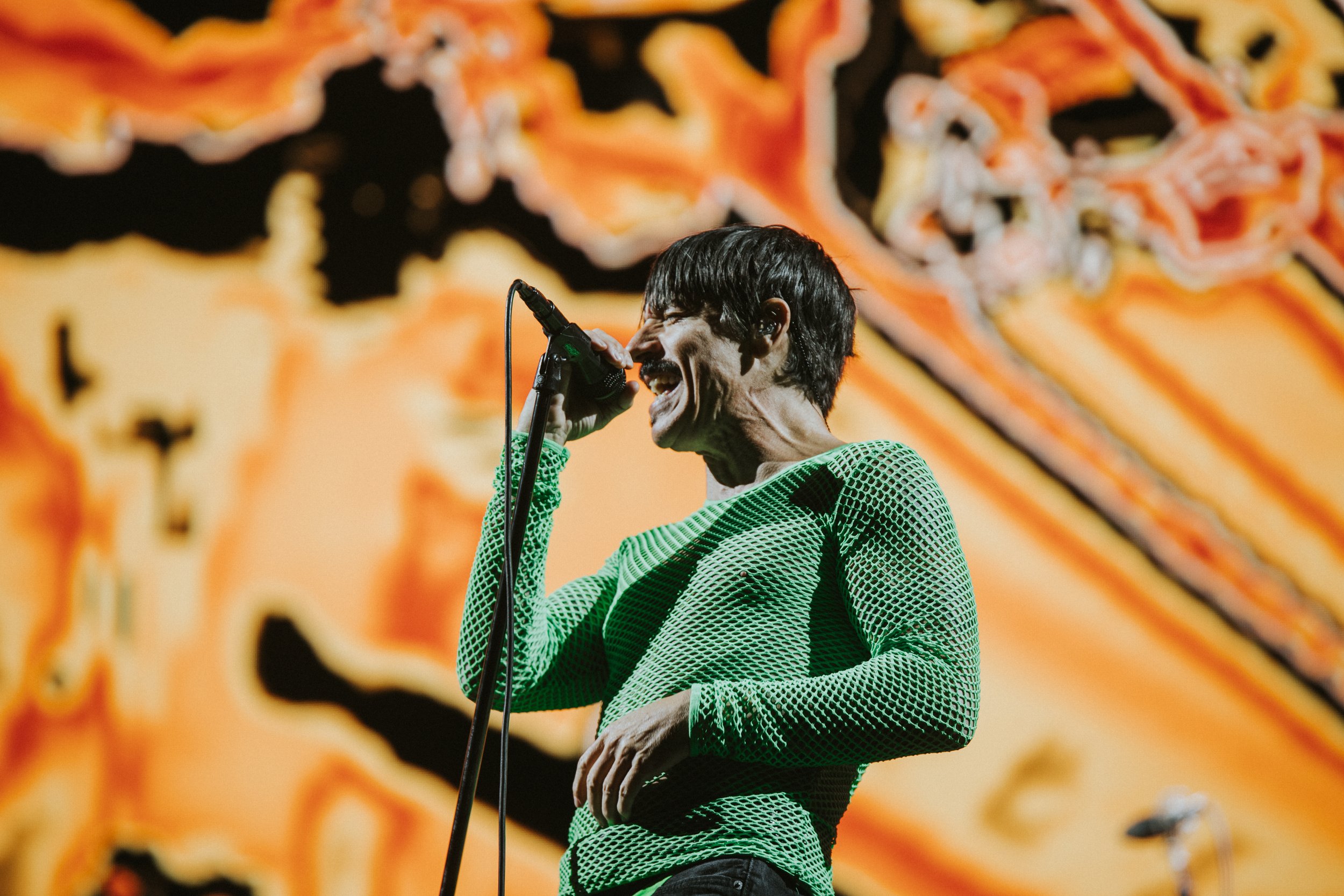 Los Red Hot Chili Peppers Hacen Arder La última Noche De Invierno En El Foro Sol — Ibero 909