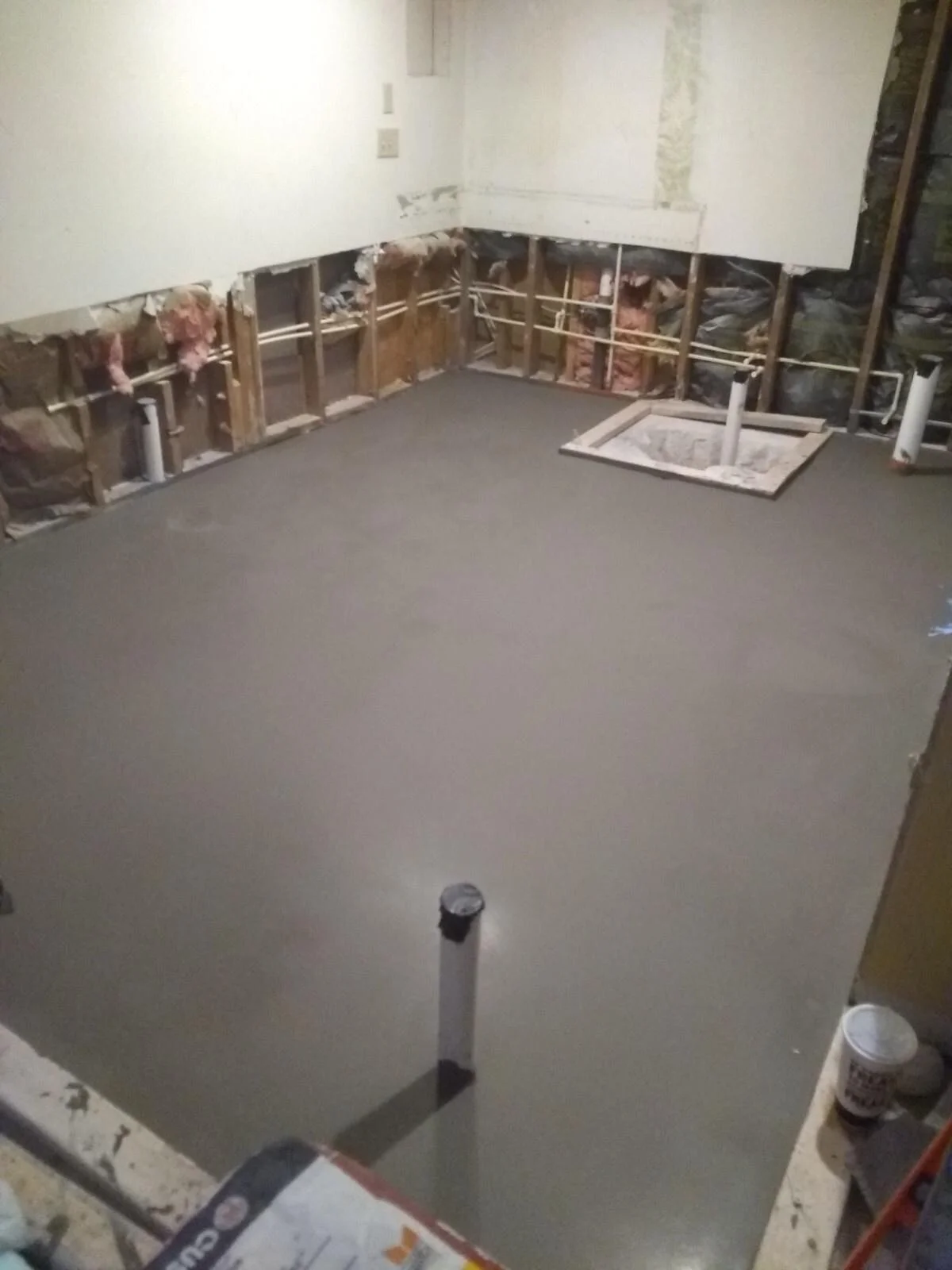 SELF LEVELING CONCRETE CONTRACTORS