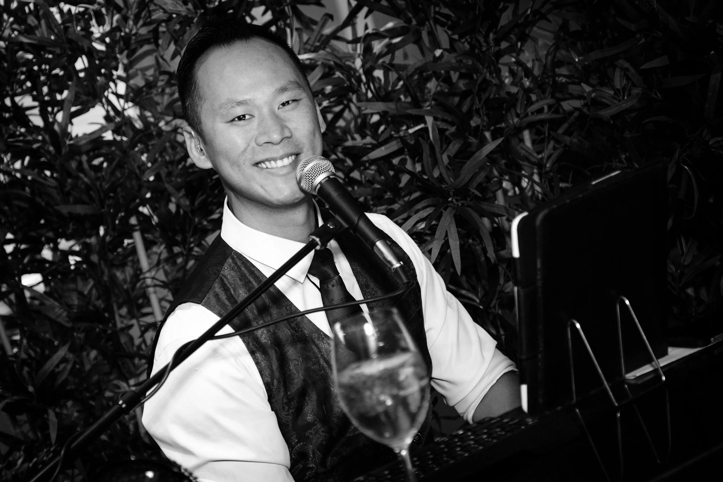 Murmur Piano Bar | Speakeasy Cocktail Bar With Live Music Every Night